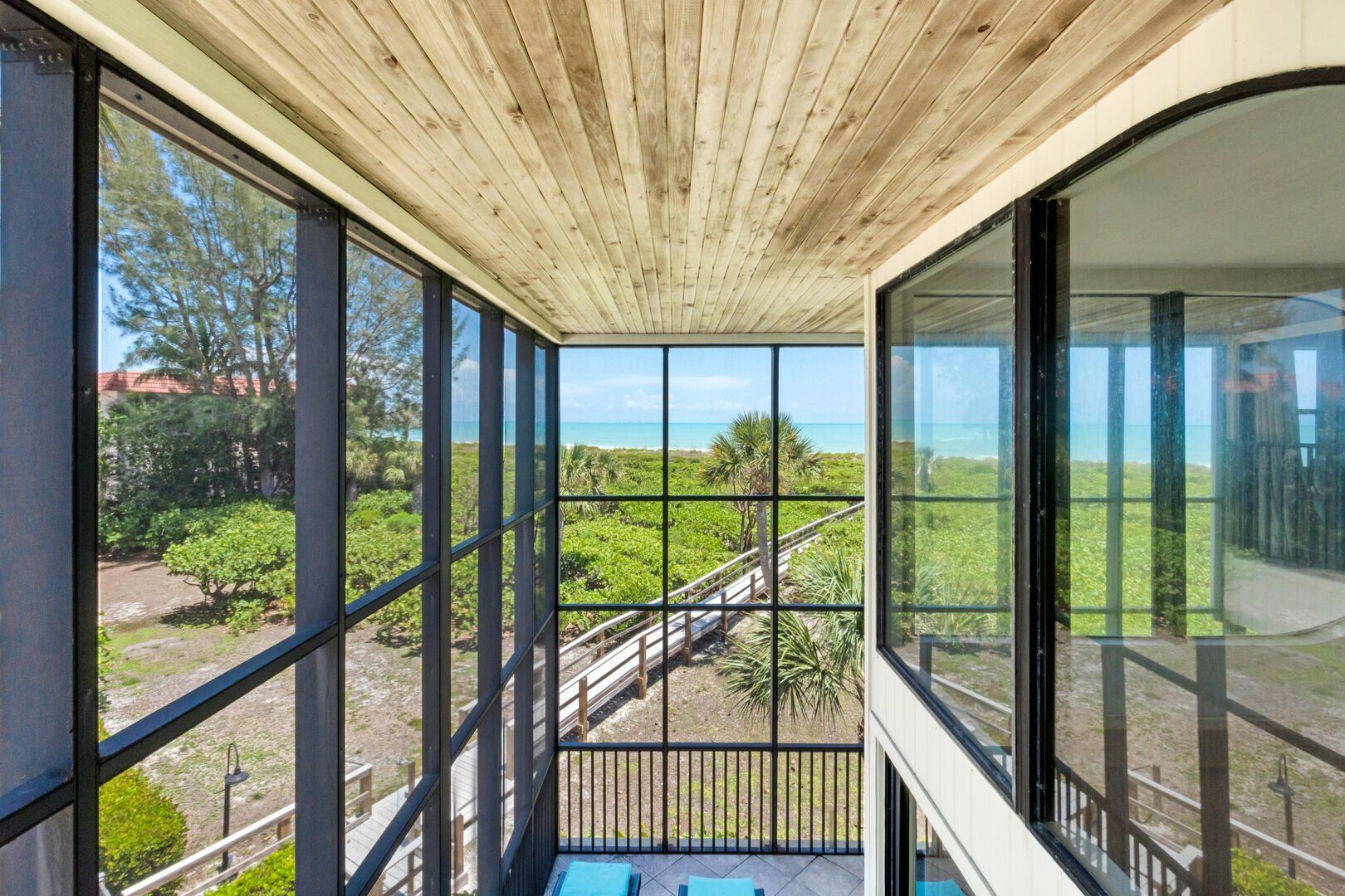 Cyprina Beach #1 | Breakaway Vacation Properties