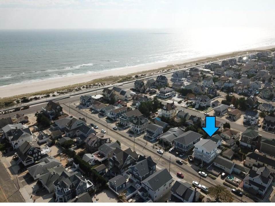 39 6th Ave Unit 1 | Arthur Rue Agency