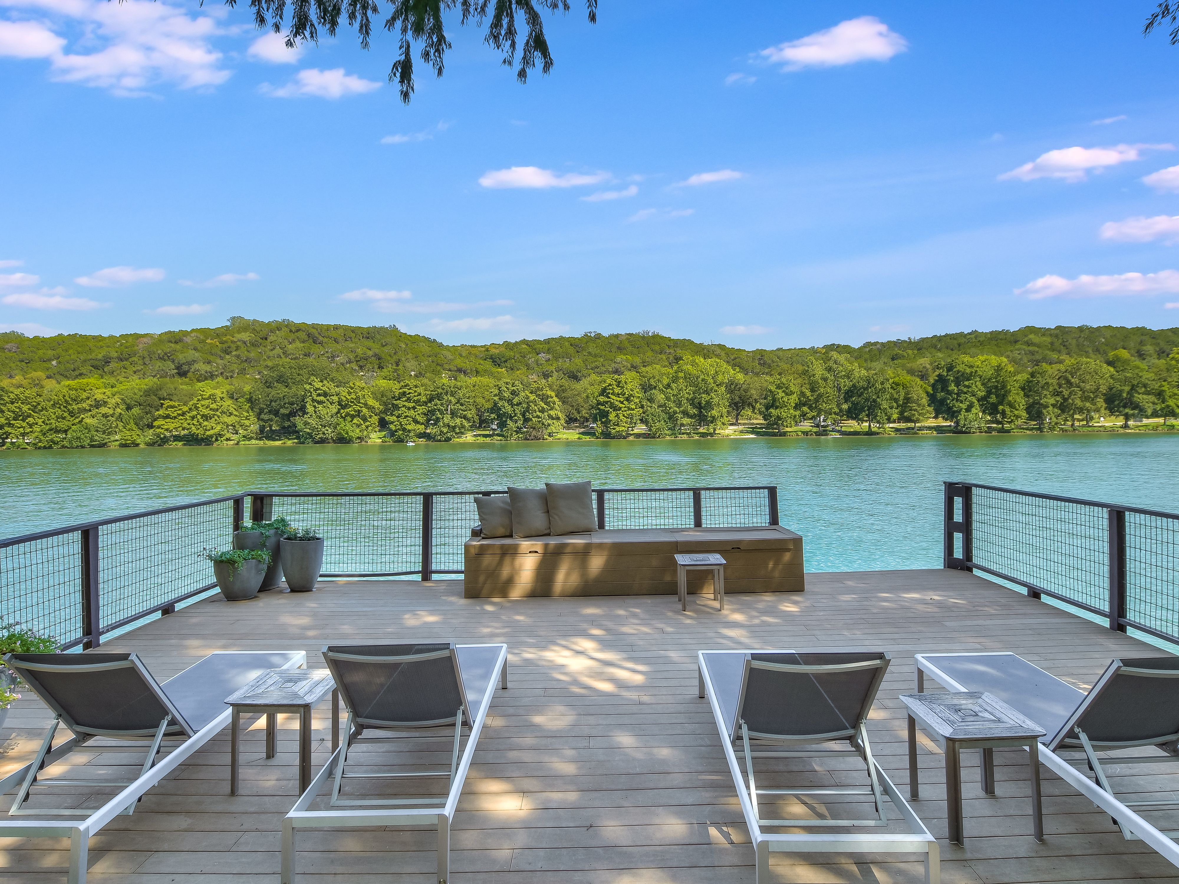 Above Austin Sapphire on Lake Austin | Above Vacation Residences