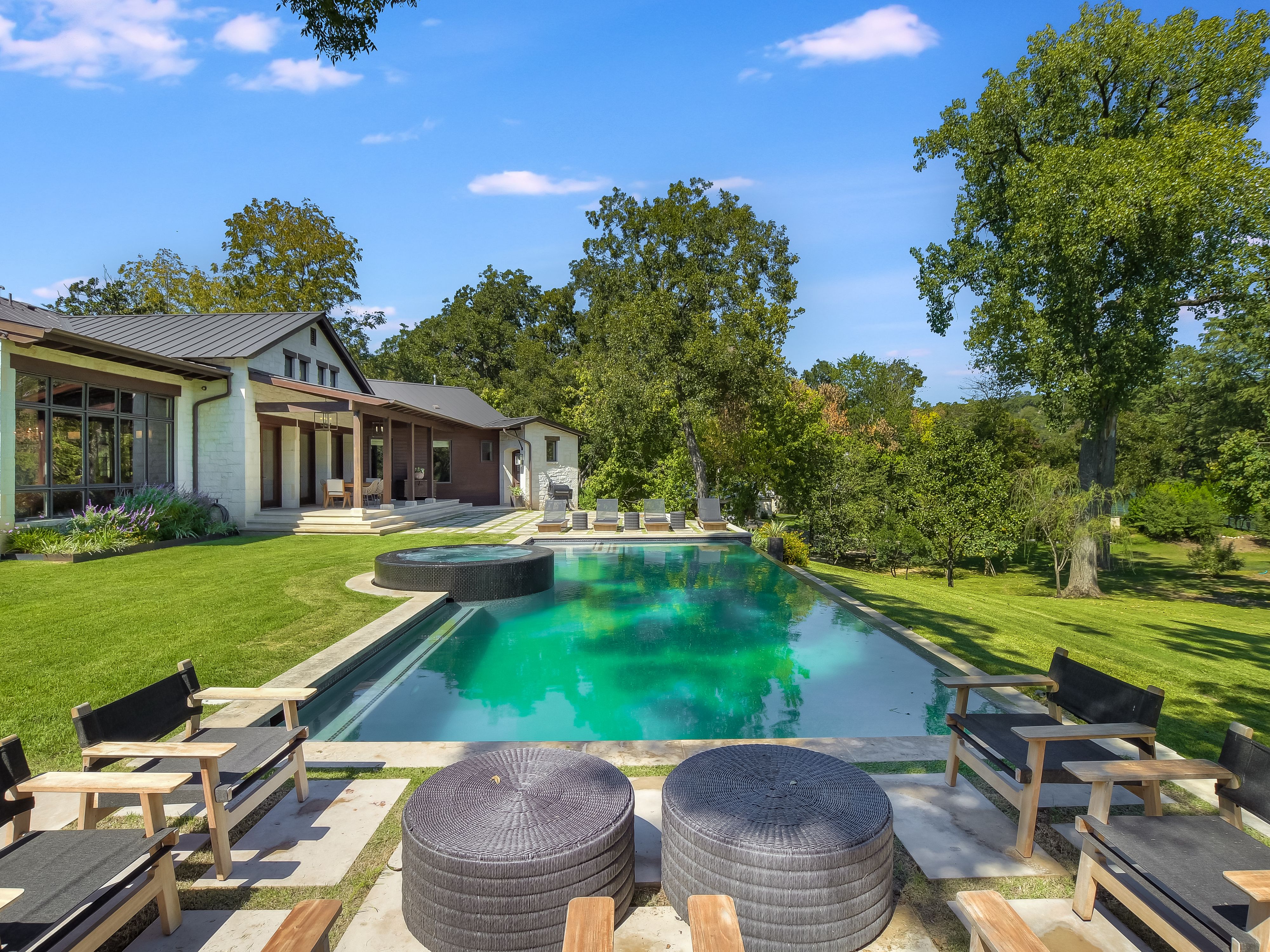 Above Austin Sapphire on Lake Austin | Above Vacation Residences