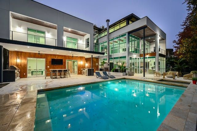 Above Austin Emerald on Lake Austin | Above Vacation Residences