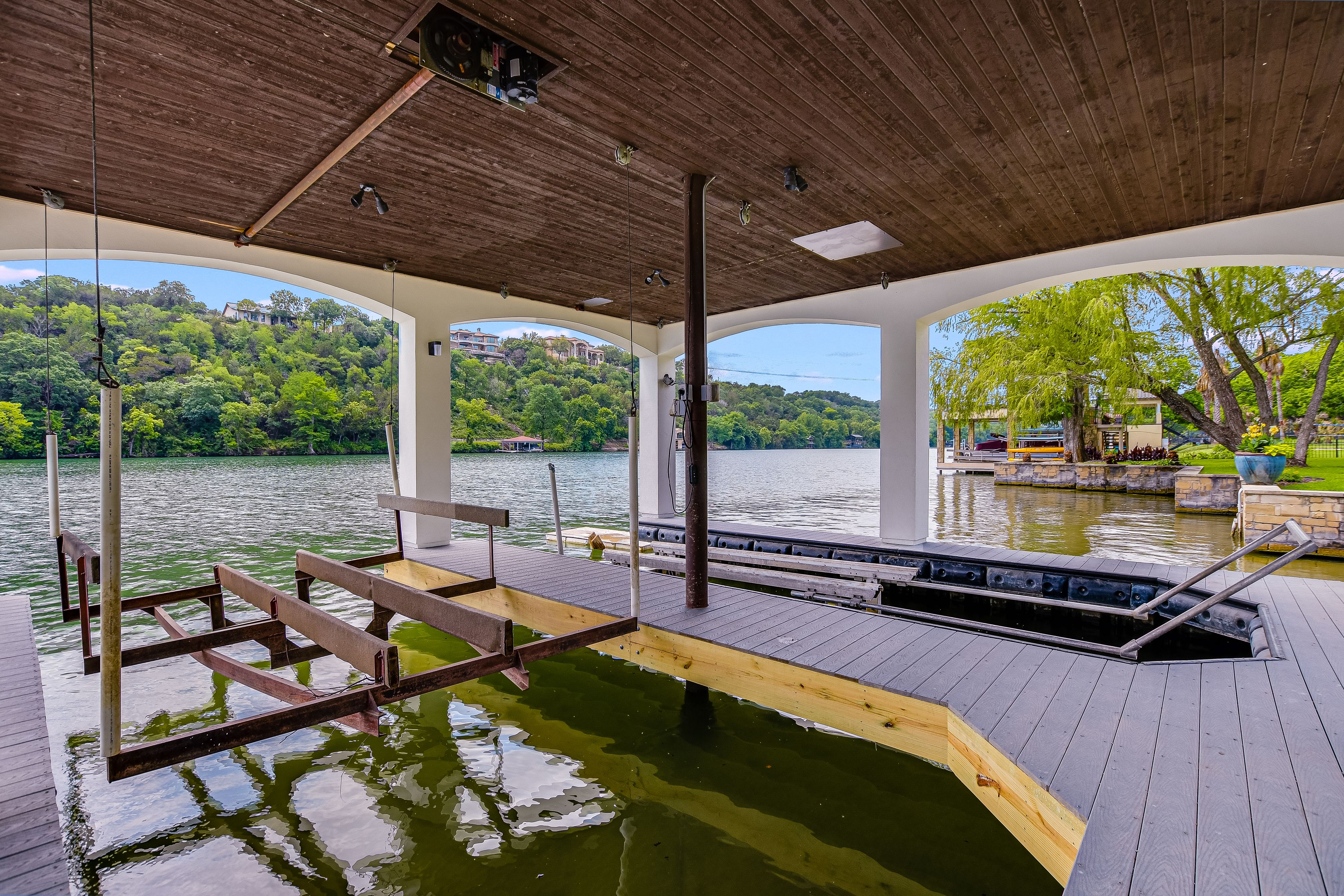 Above Austin Autograph on Lake Austin | Above Vacation Residences