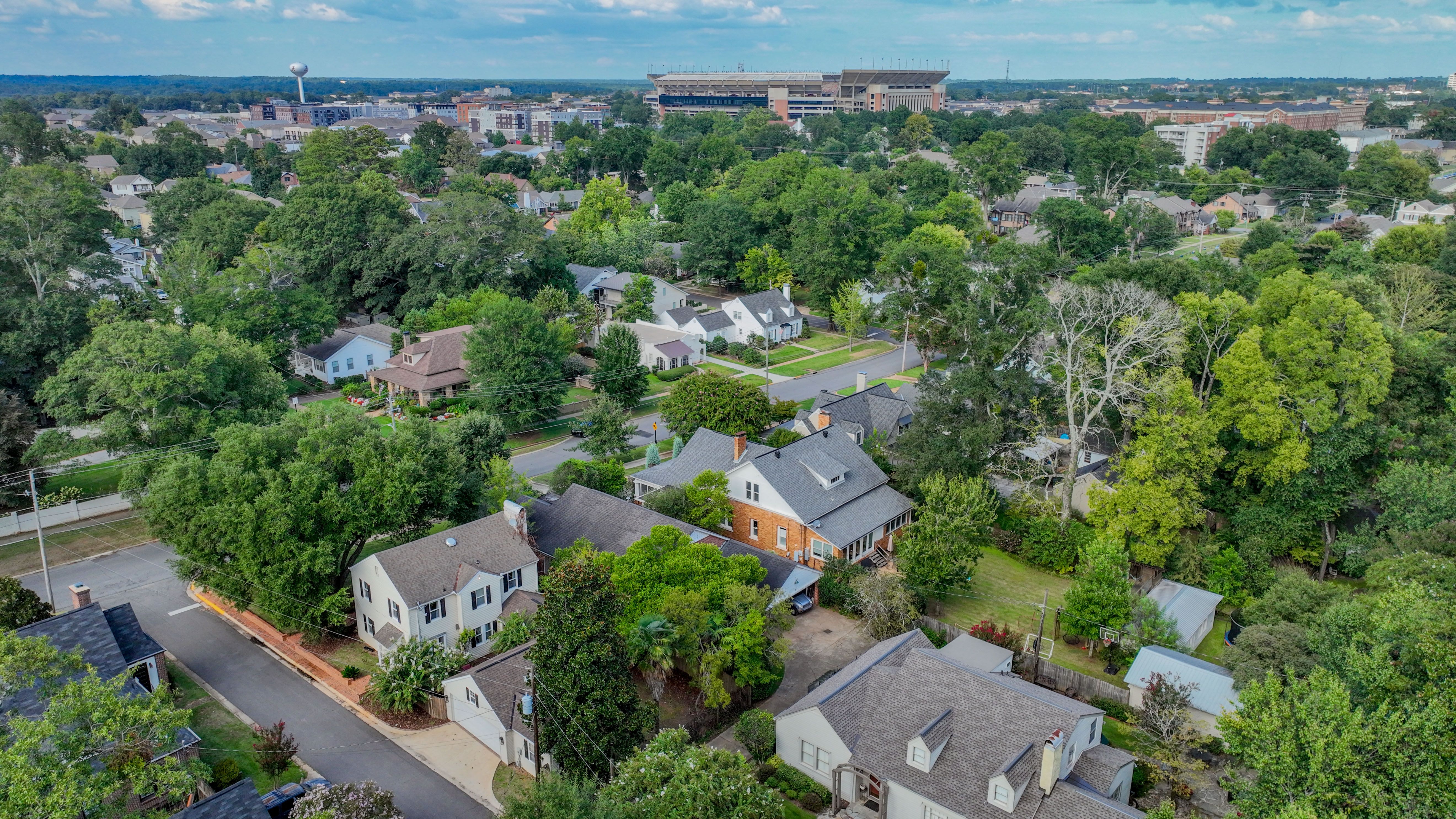 Sweet Home on 13th | Bama Bed and Breakfast