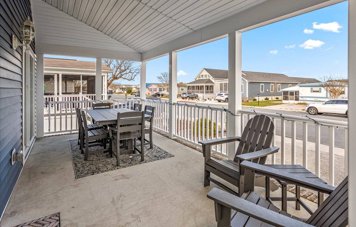 Clamshell House | Benchmark Property Services