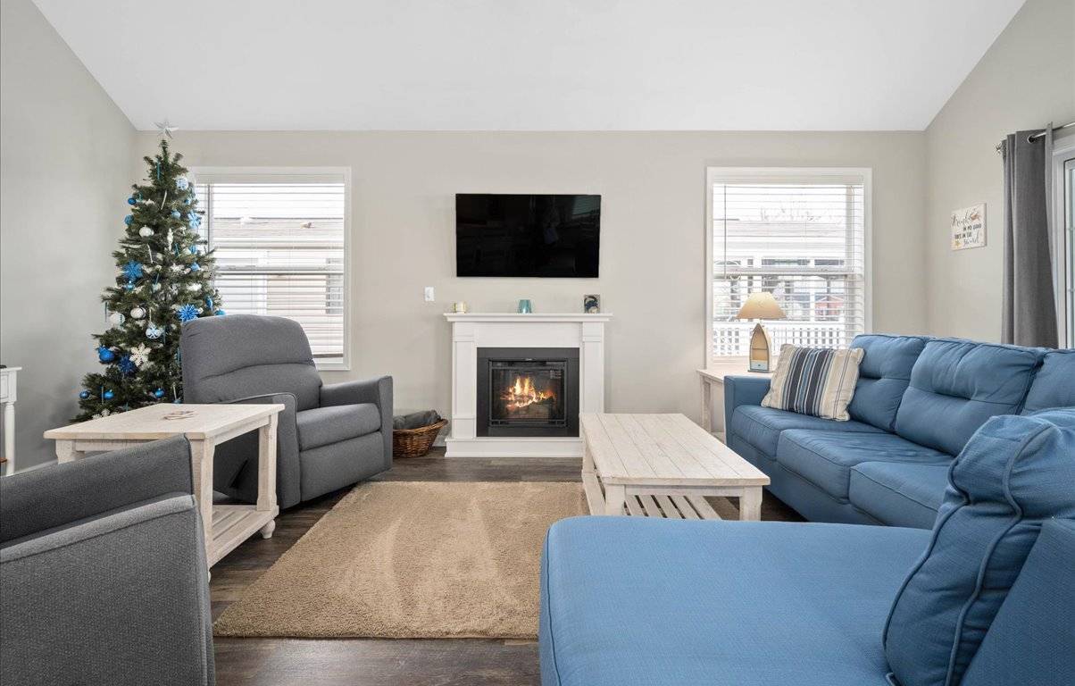 Clamshell House | Benchmark Property Services