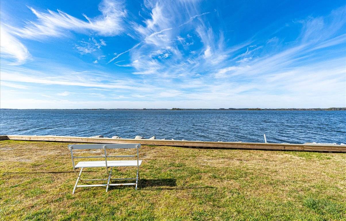 Clamshell House | Benchmark Property Services