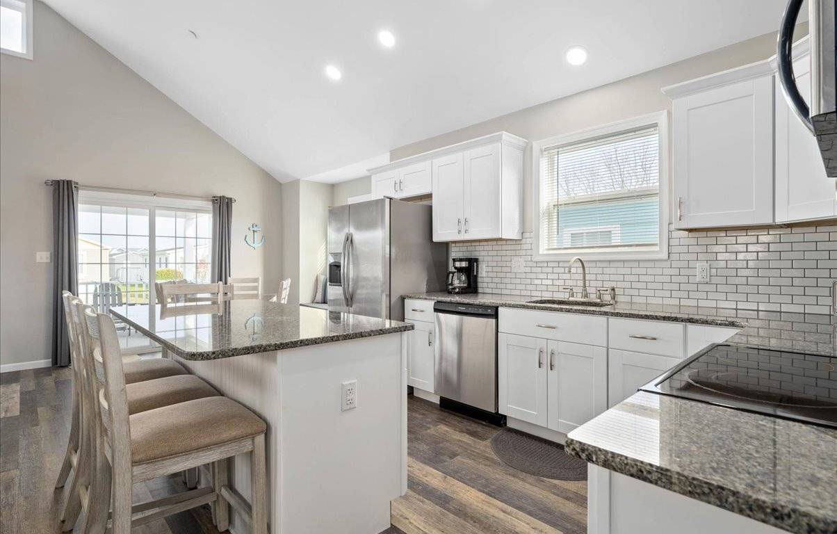 Clamshell House | Benchmark Property Services