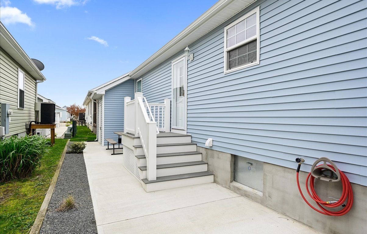 Clamshell House 2 | Benchmark Property Services