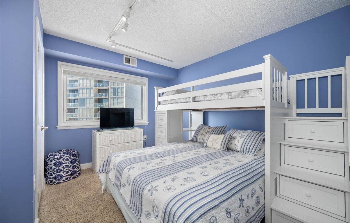 Capri 14 | Benchmark Property Services