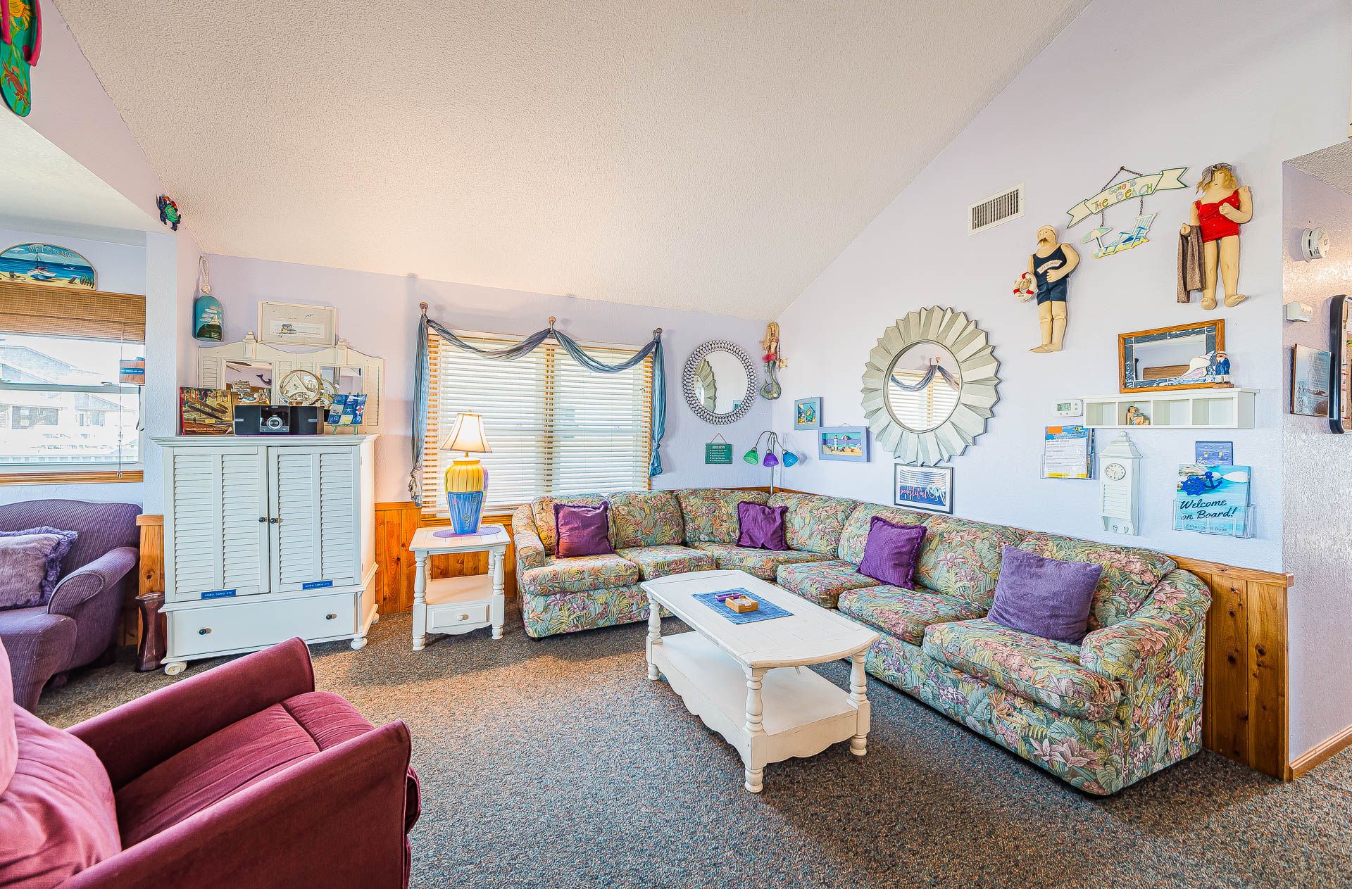 Book Coleman's Beach Front Inn | Oceanfront OBX Vacation Rental