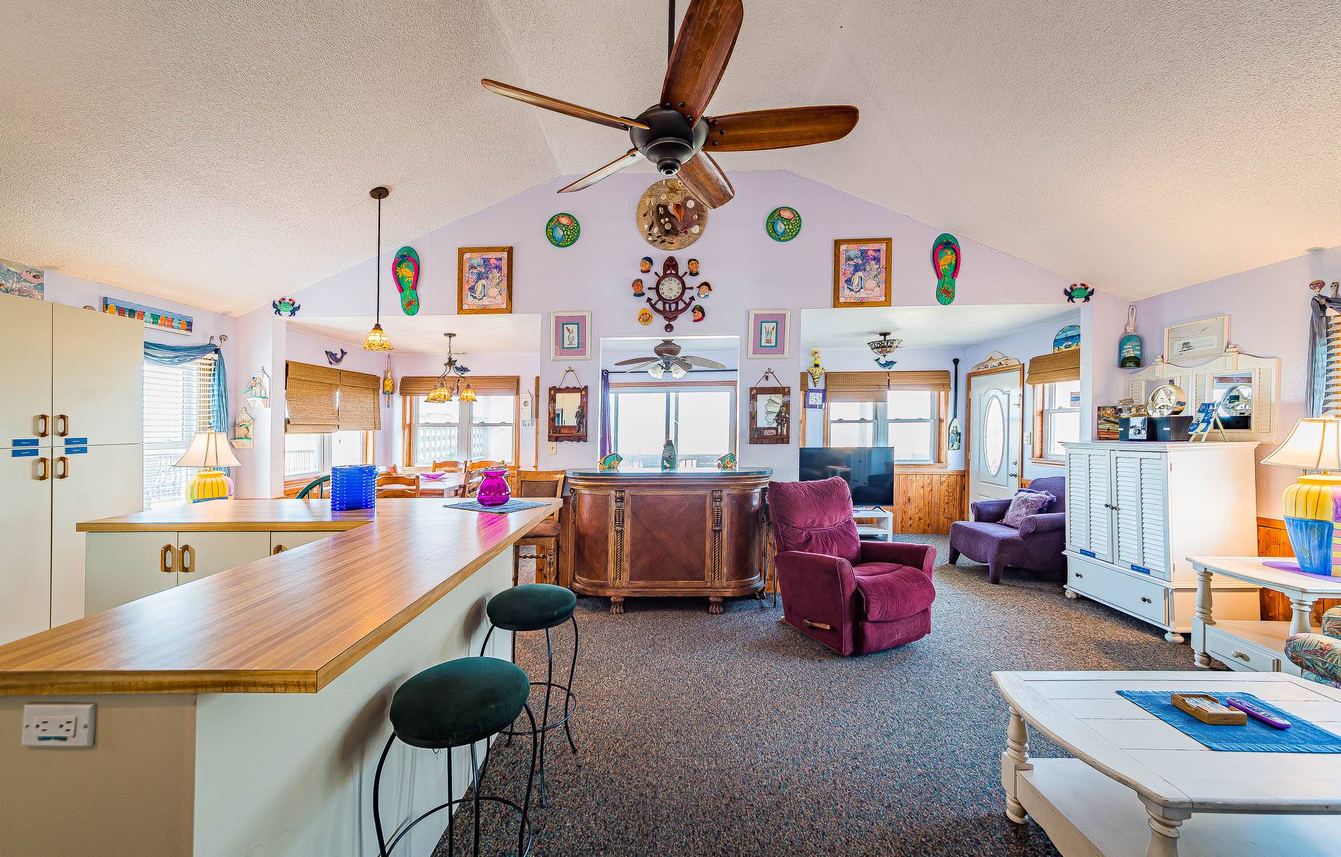 Book Coleman's Beach Front Inn | Oceanfront OBX Vacation Rental