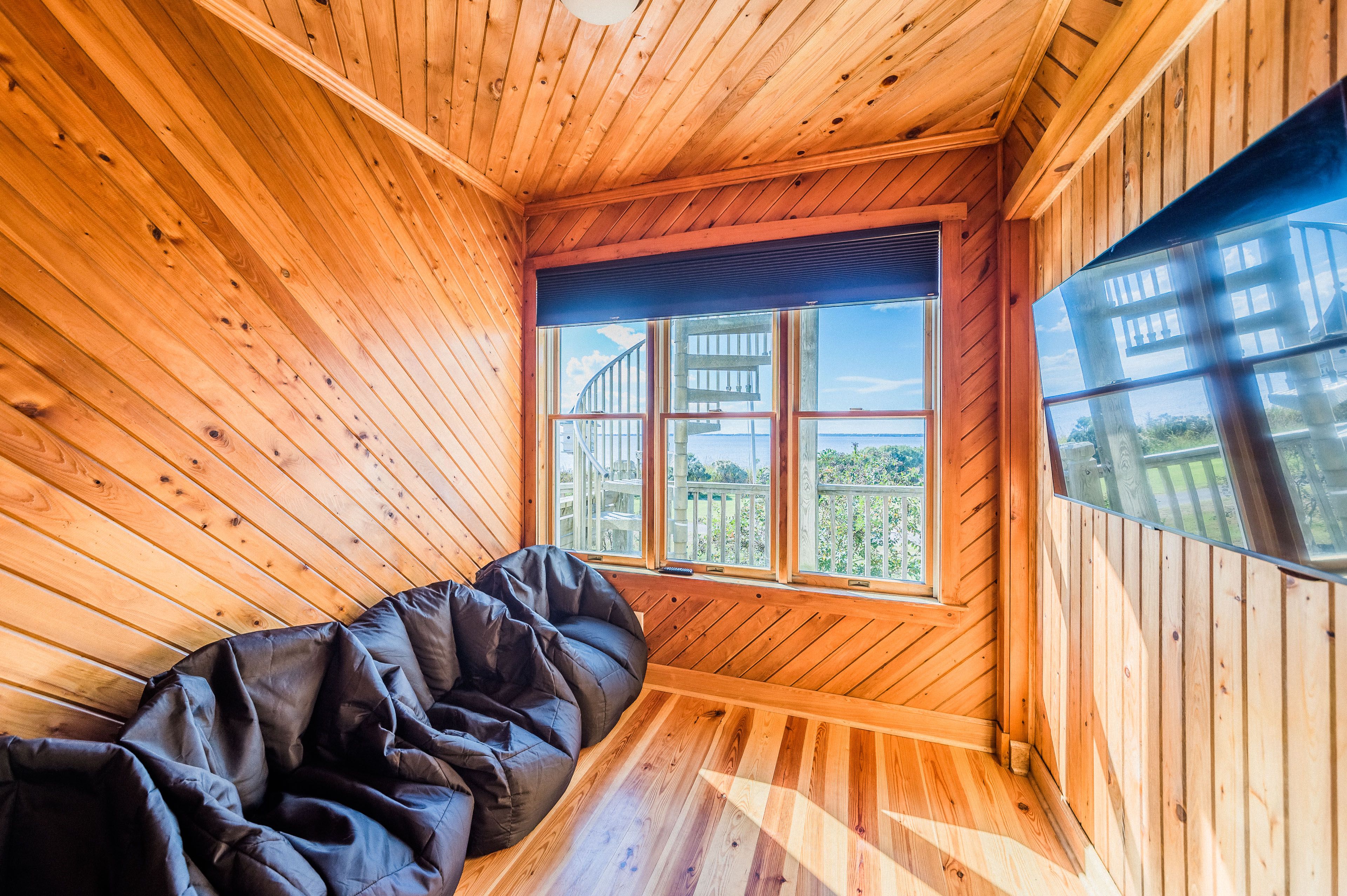 Book Doggone Perfect | Soundfront OBX Vacation Rental