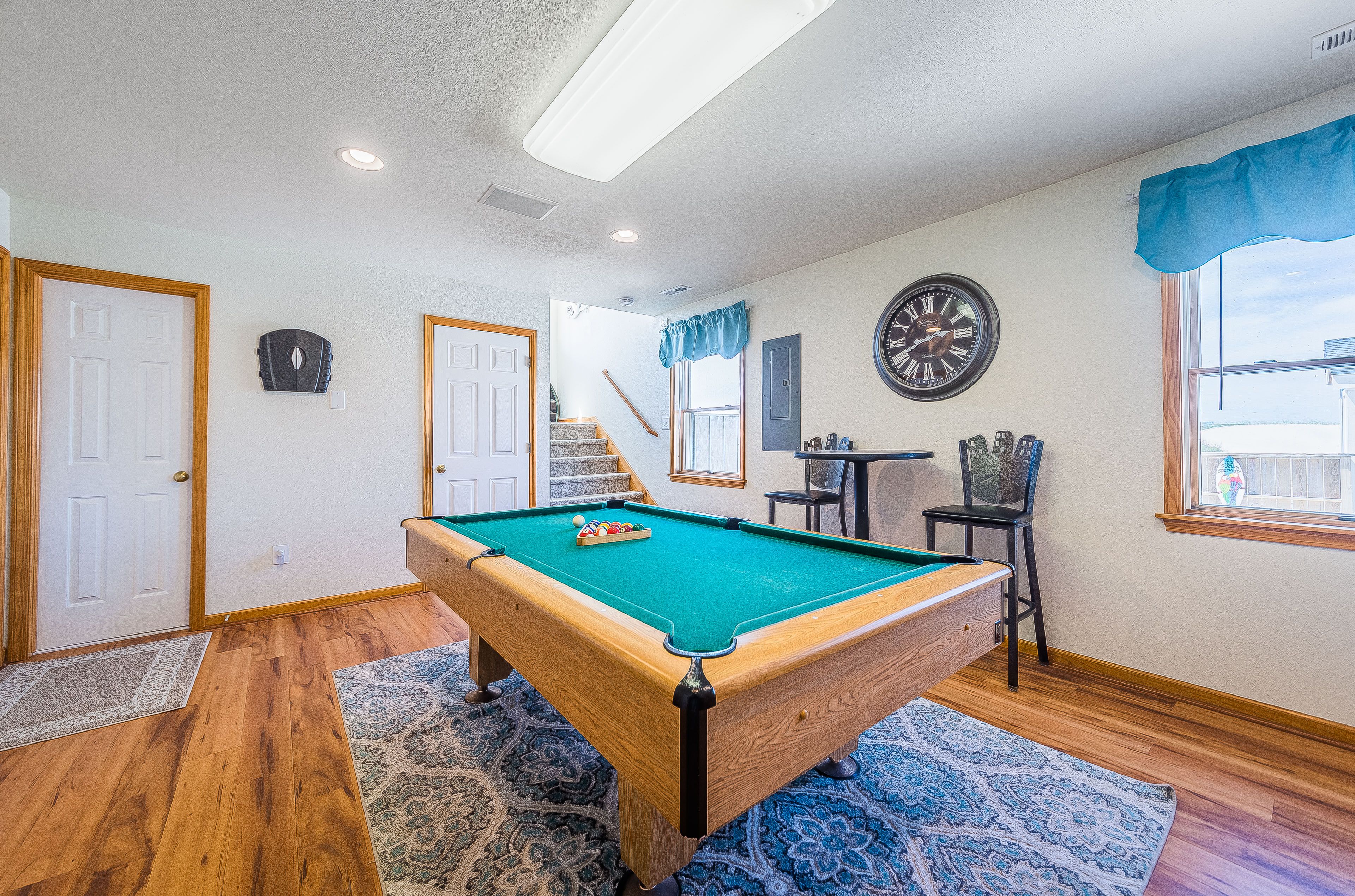 The Salty Sand Dollar | Semi-Oceanfront OBX Vacation Rental