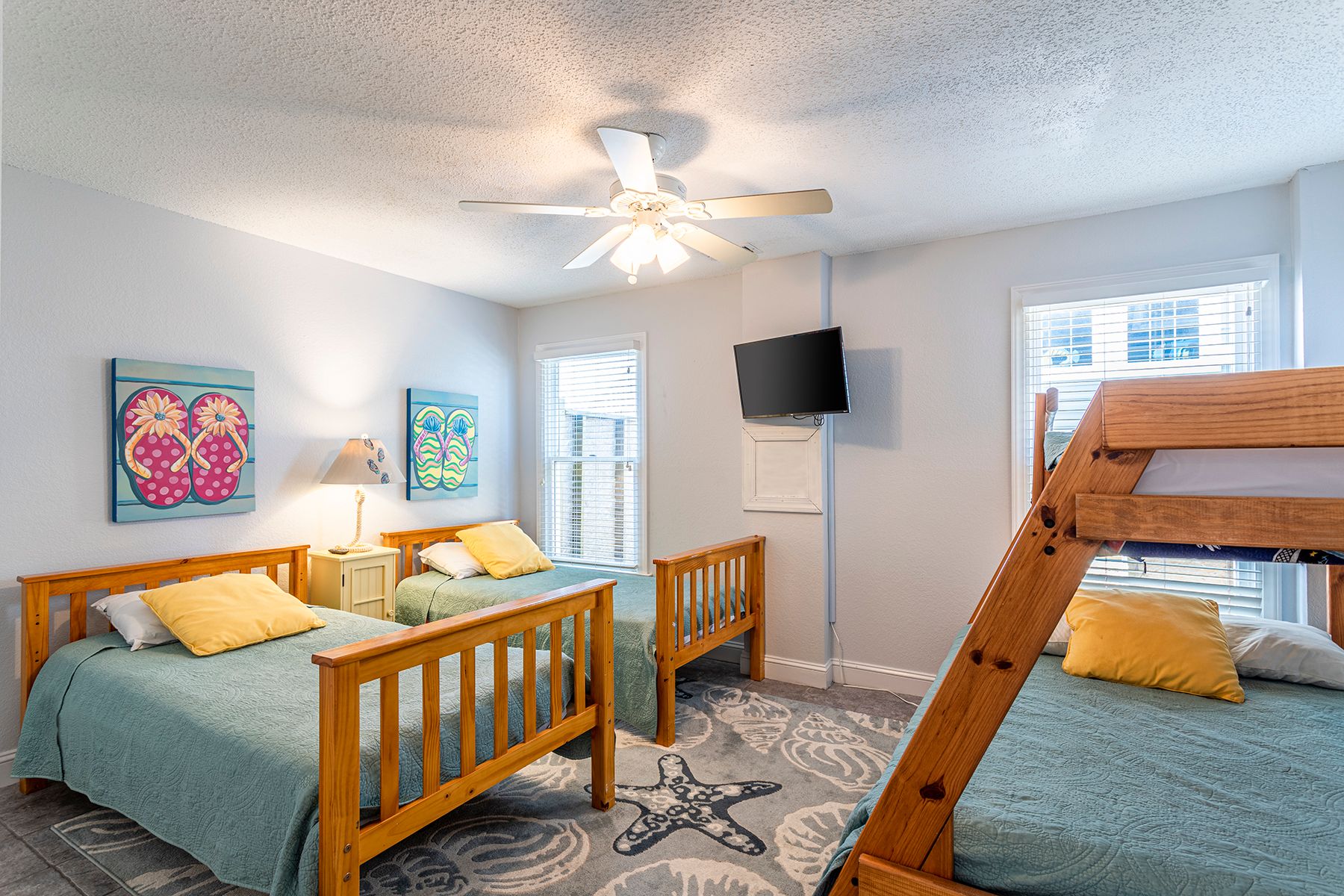 Book Blue Wave | Oceanfront OBX Vacation Rental