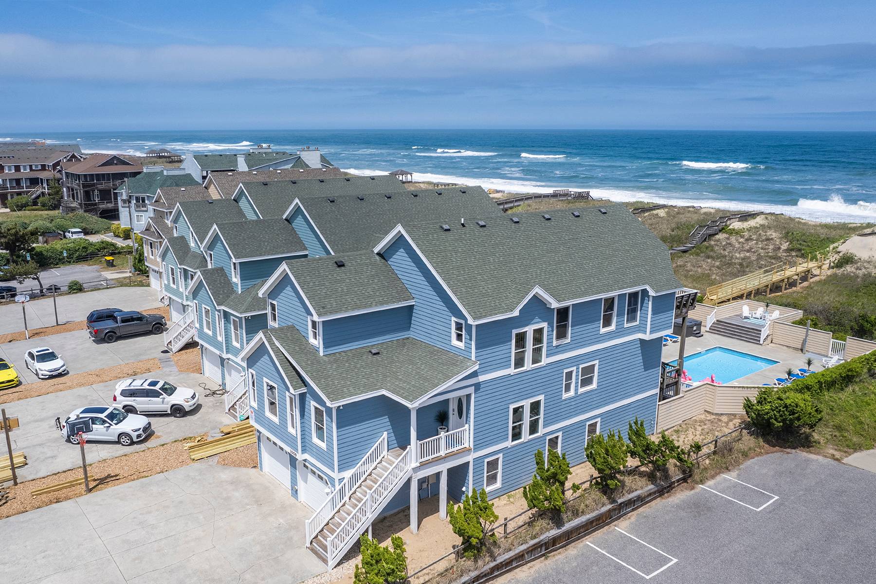 Blue Wave | Oceanfront OBX Vacation Rental