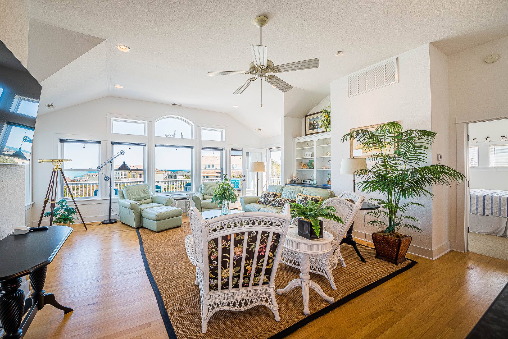 Book Shorehaven Too | Oceanside OBX Vacation Rental