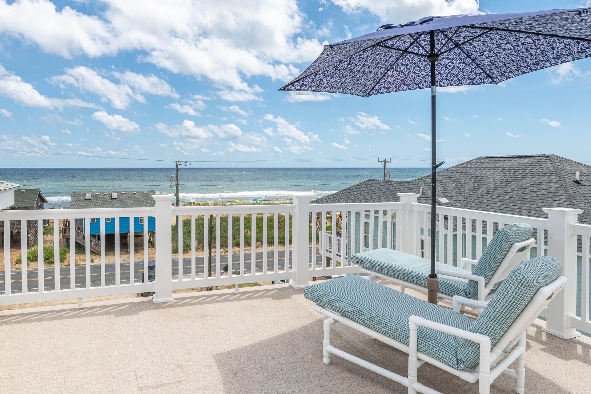 Book The Sandbar | Semi-Oceanfront OBX Vacation Rental