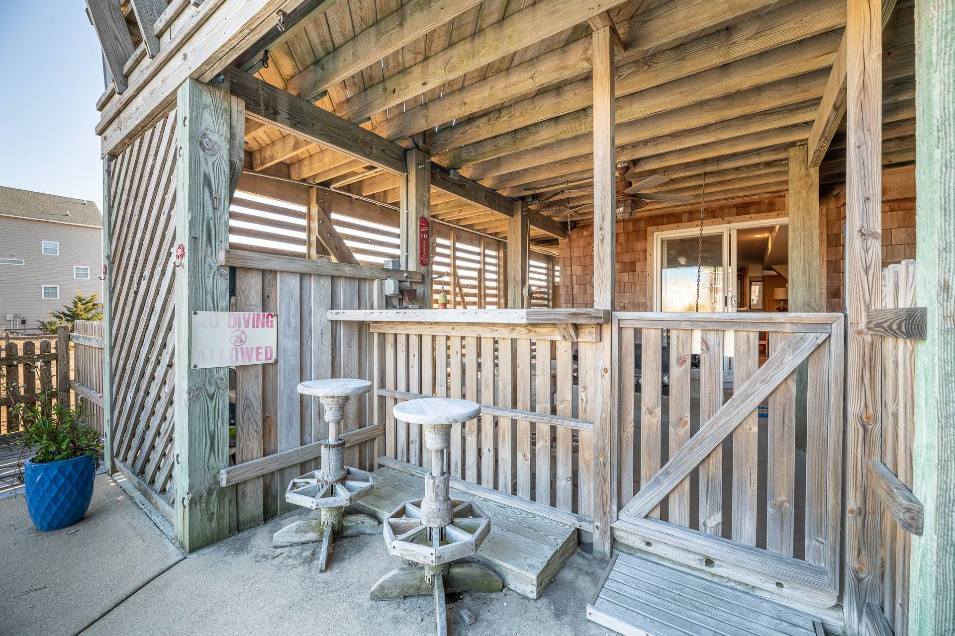 Book A Pirates Hideout | Semi-Oceanfront OBX Vacation Rental