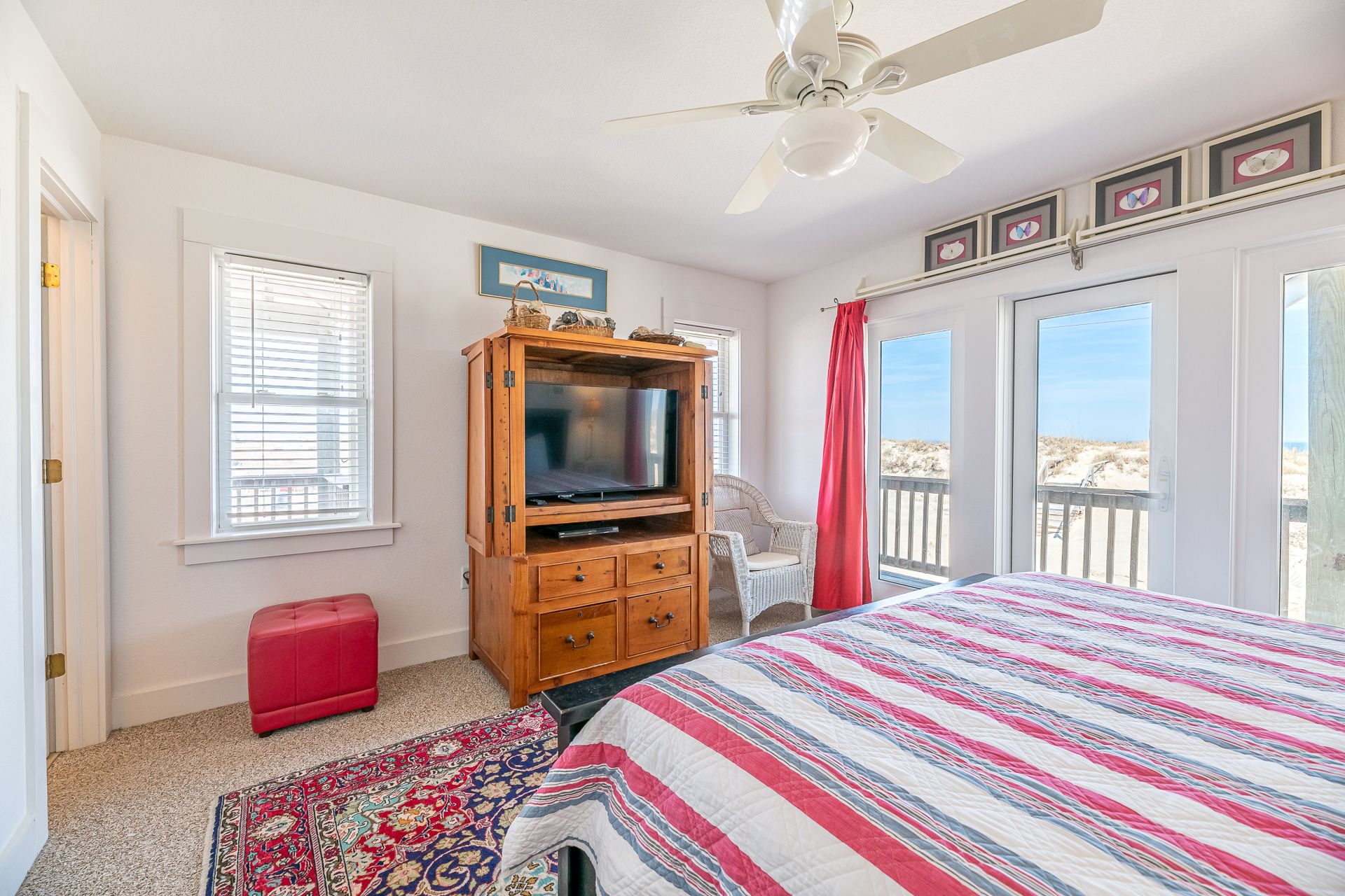 Book Swandipity | Semi-Oceanfront OBX Vacation Rental