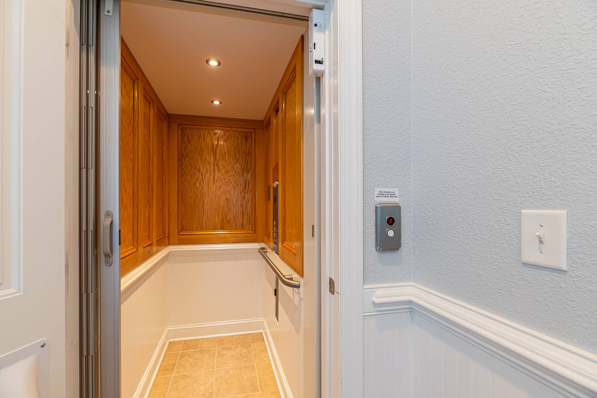 Book The Beachcomber | Semi-Oceanfront OBX Vacation Rental