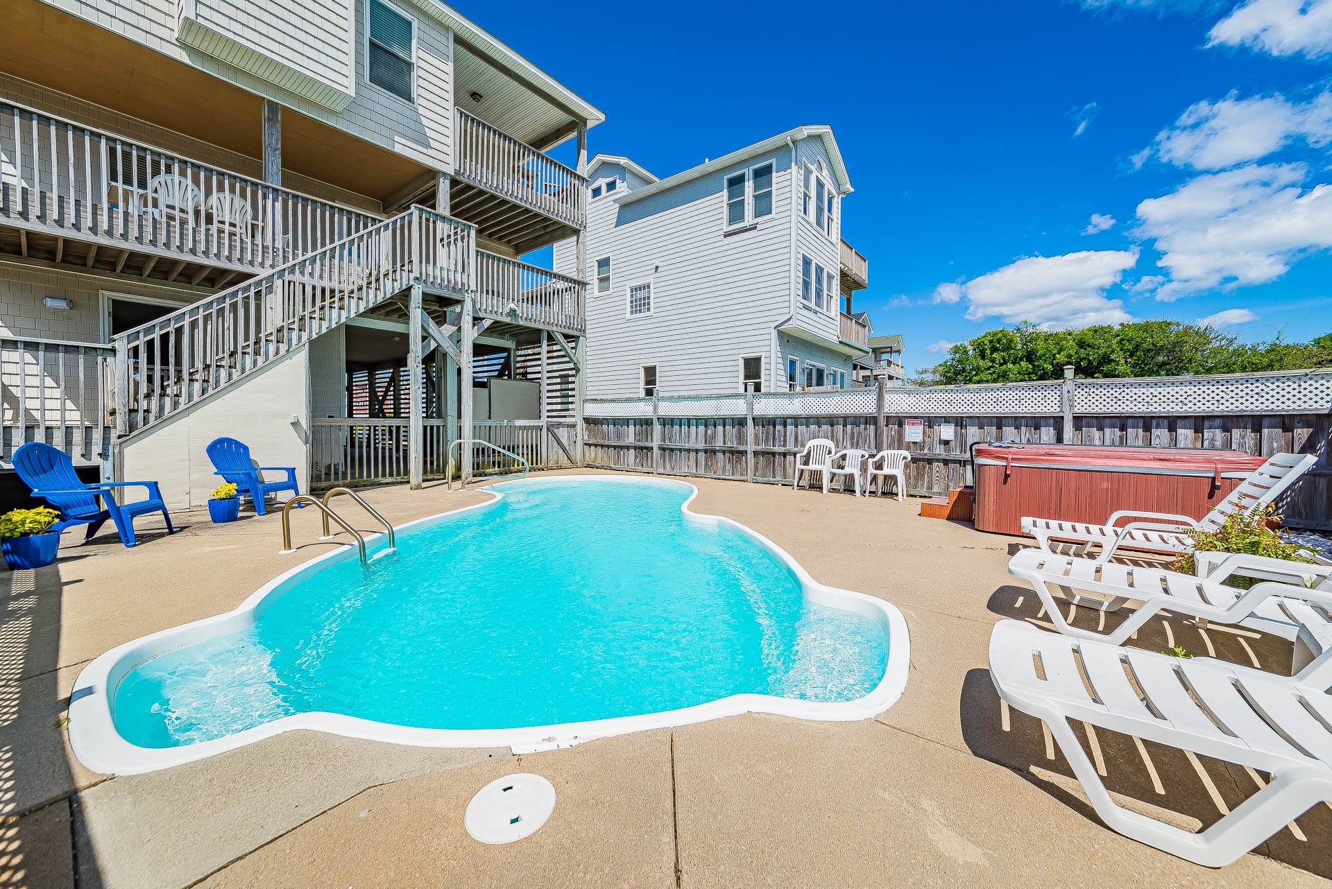 Book Shell Town | Oceanside OBX Vacation Rental