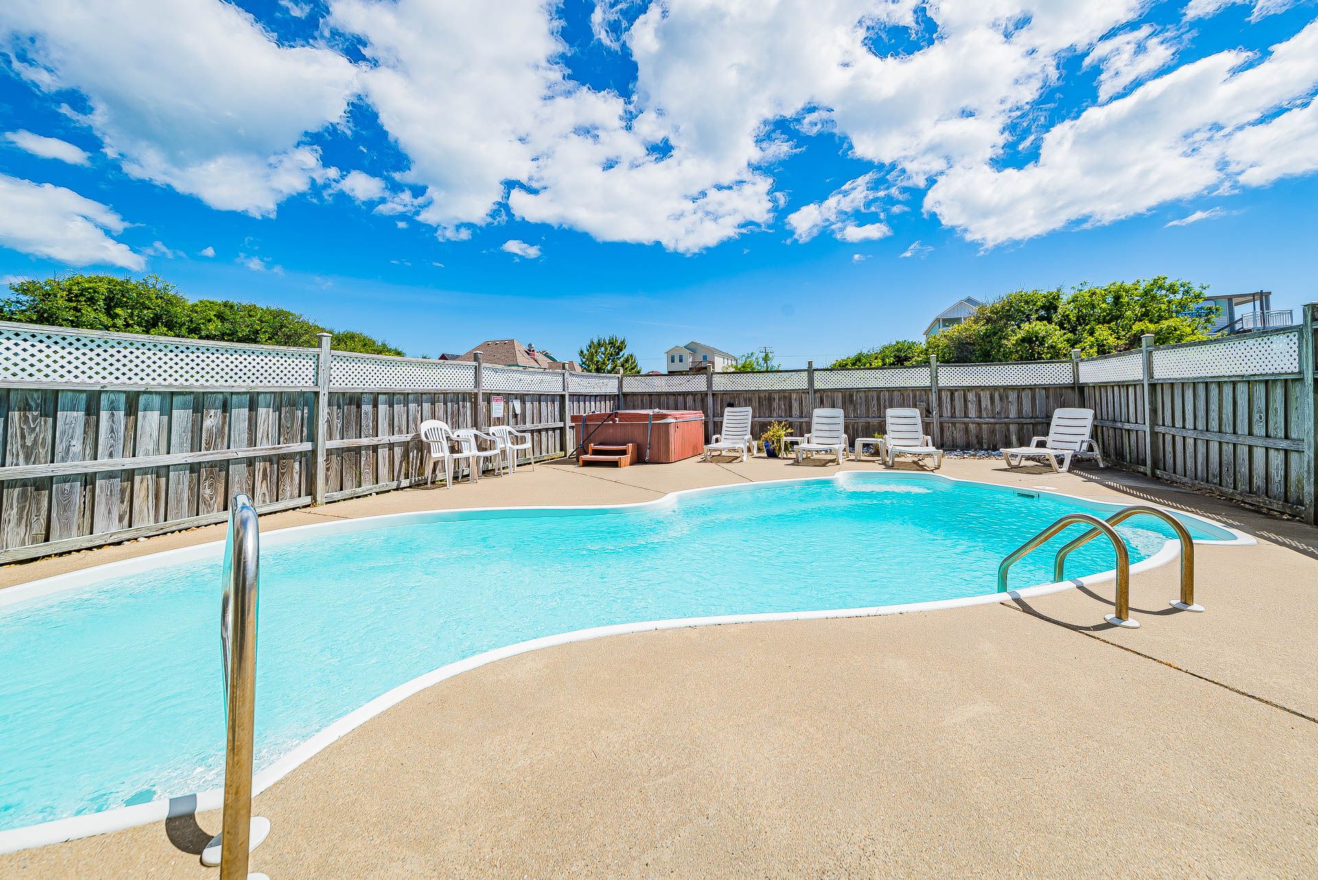 Book Shell Town | Oceanside OBX Vacation Rental