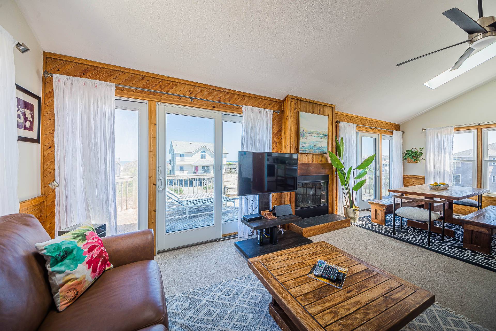 Book Vacay All Day | Semi-Oceanfront OBX Vacation Rental