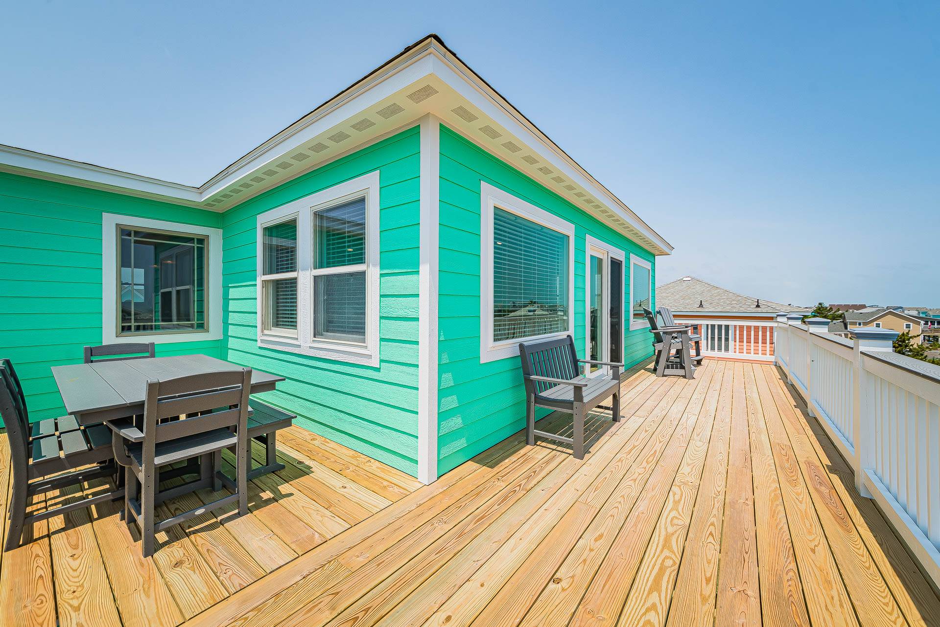 Book Milo's Waves | Oceanside OBX Vacation Rental