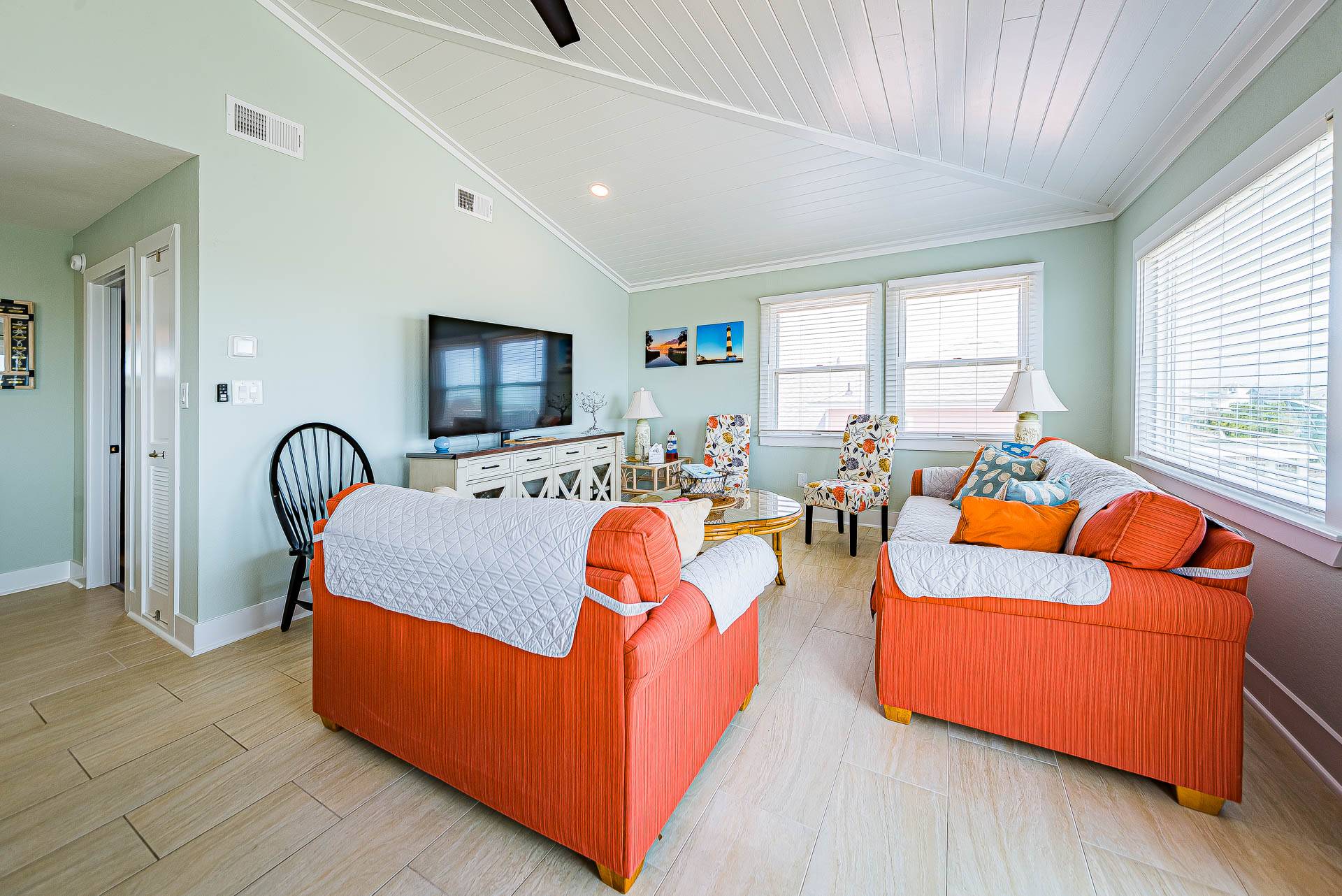 Book Milo's Waves | Oceanside OBX Vacation Rental
