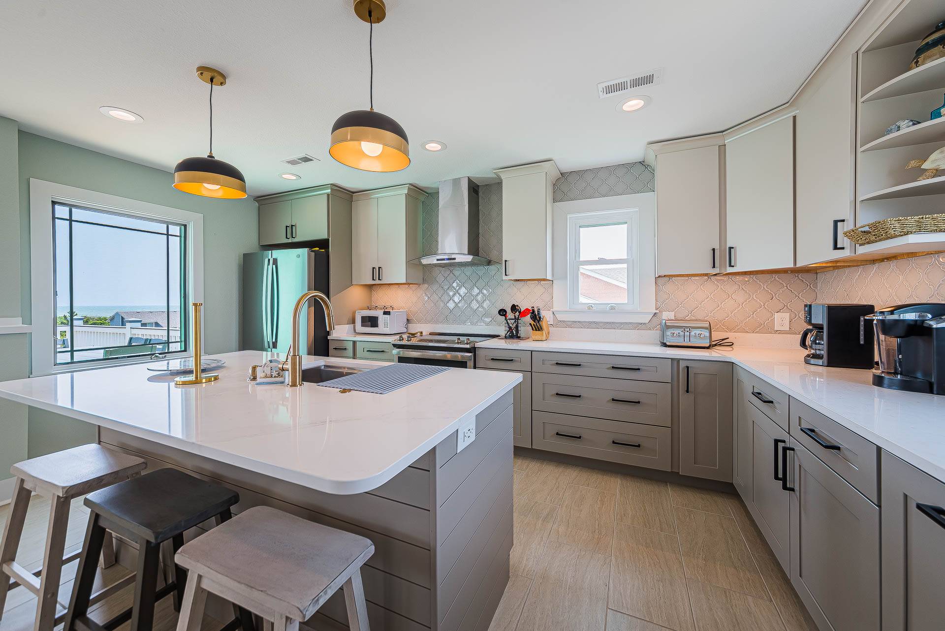 Book Milo's Waves | Oceanside OBX Vacation Rental