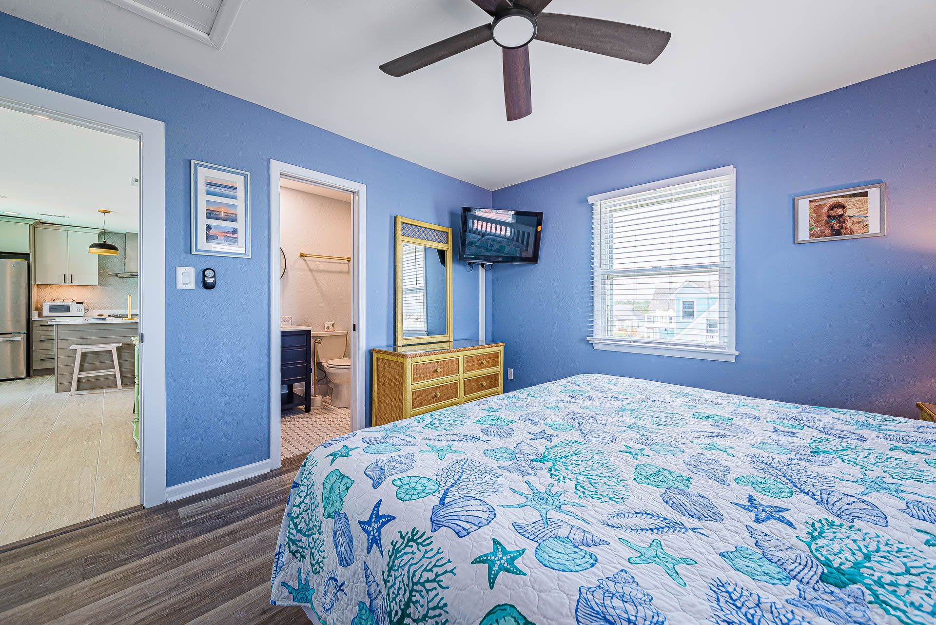Book Milo's Waves | Oceanside OBX Vacation Rental