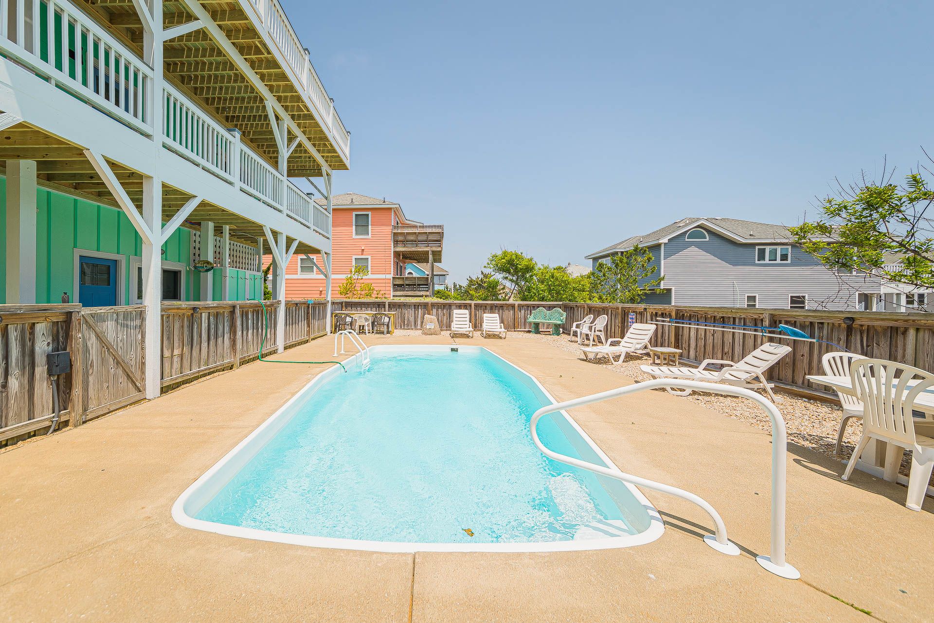 Book Milo's Waves | Oceanside OBX Vacation Rental