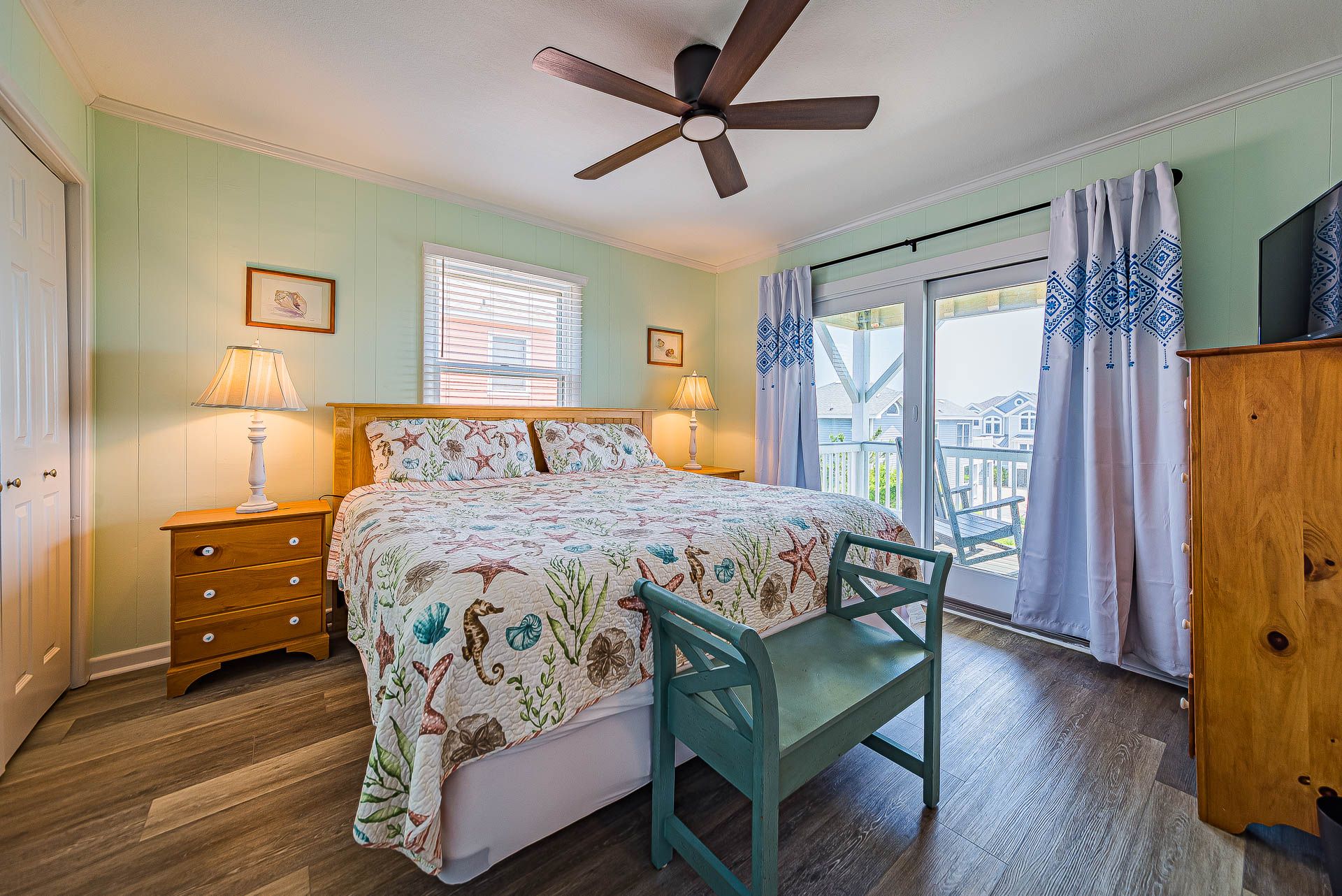 Book Milo's Waves | Oceanside OBX Vacation Rental