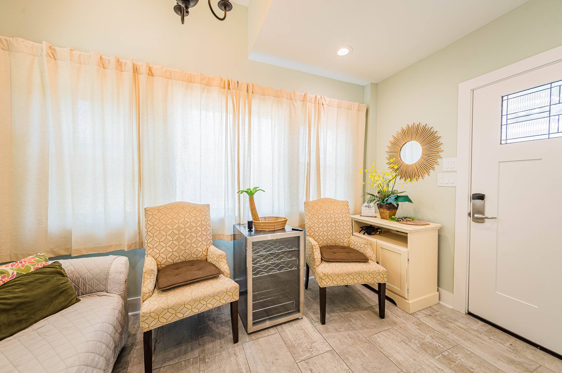 Book Milo's Waves | Oceanside OBX Vacation Rental