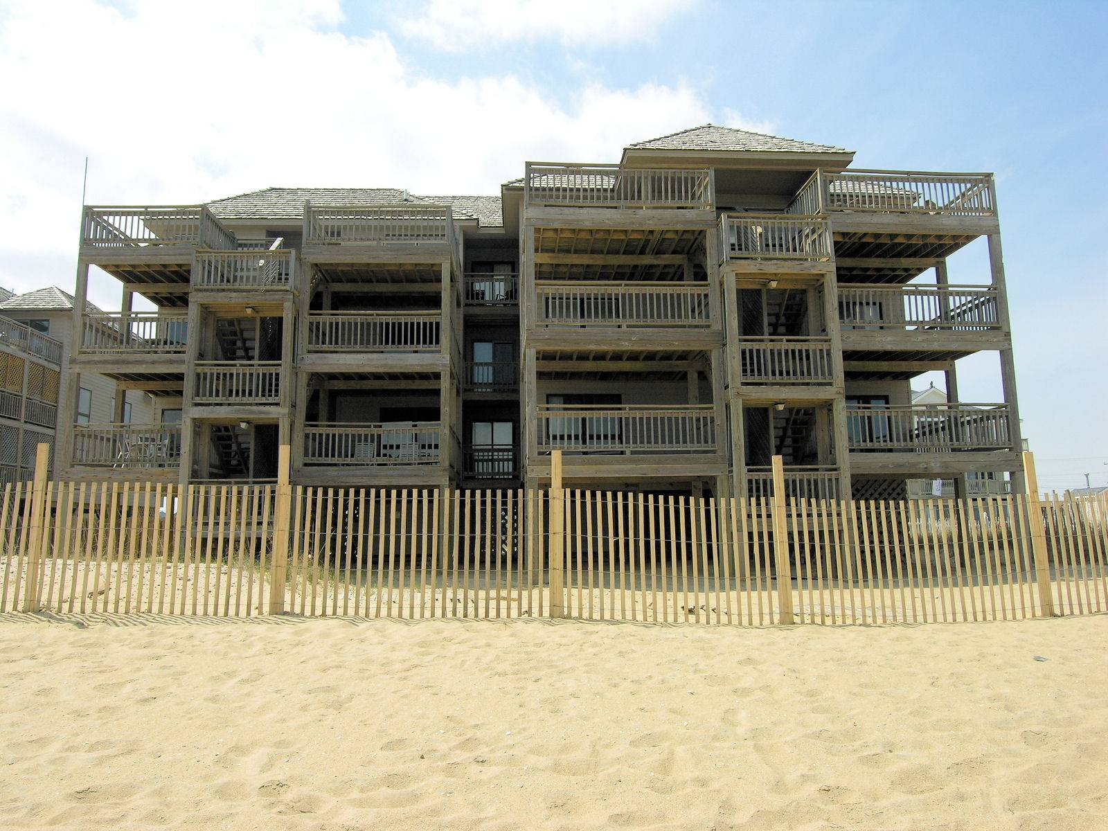 Book Ocean Song | Oceanfront OBX Vacation Rental