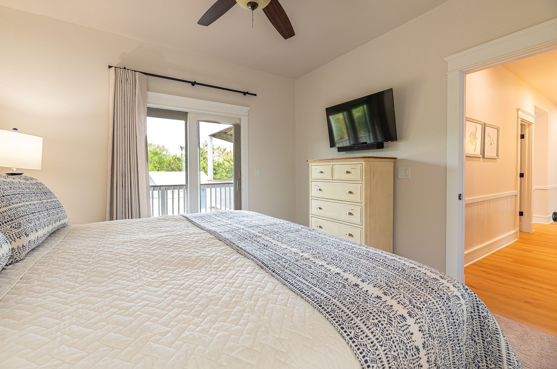 Book The Whistling Oyster | Oceanside OBX Vacation Rental