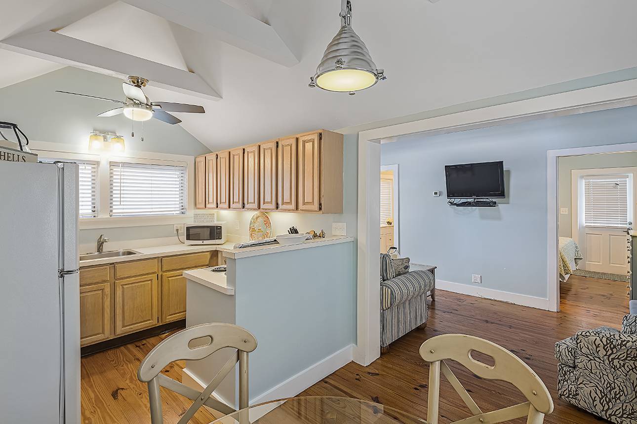 TIDES ON SIMONTON ~ Easy Life! | Best of Key West Rentals