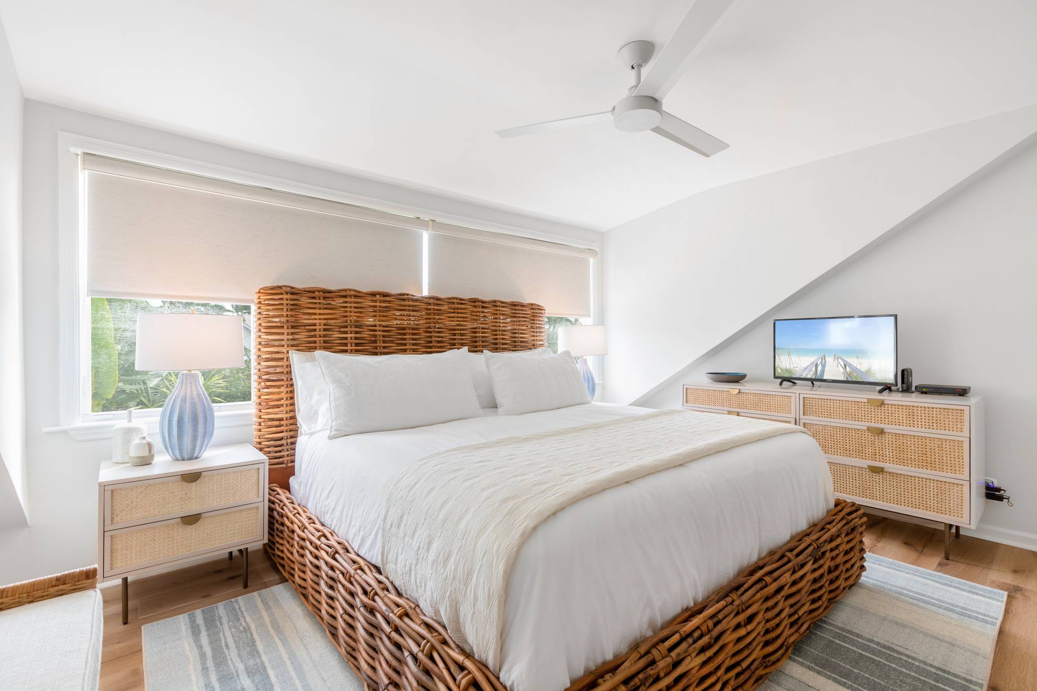 TROPICAL FRONT ~ Top Notch! | Best of Key West Rentals