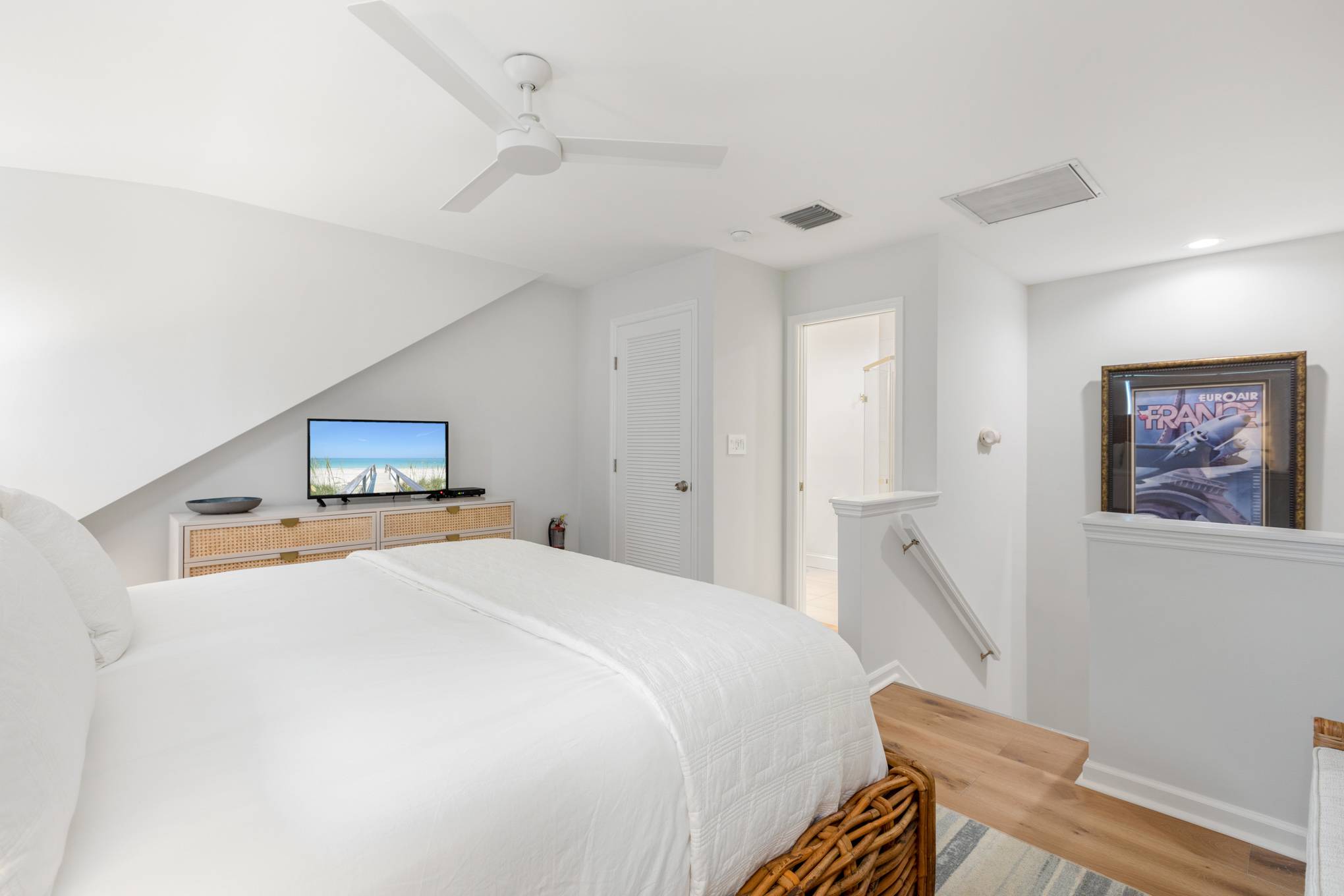 TROPICAL FRONT ~ Top Notch! | Best of Key West Rentals