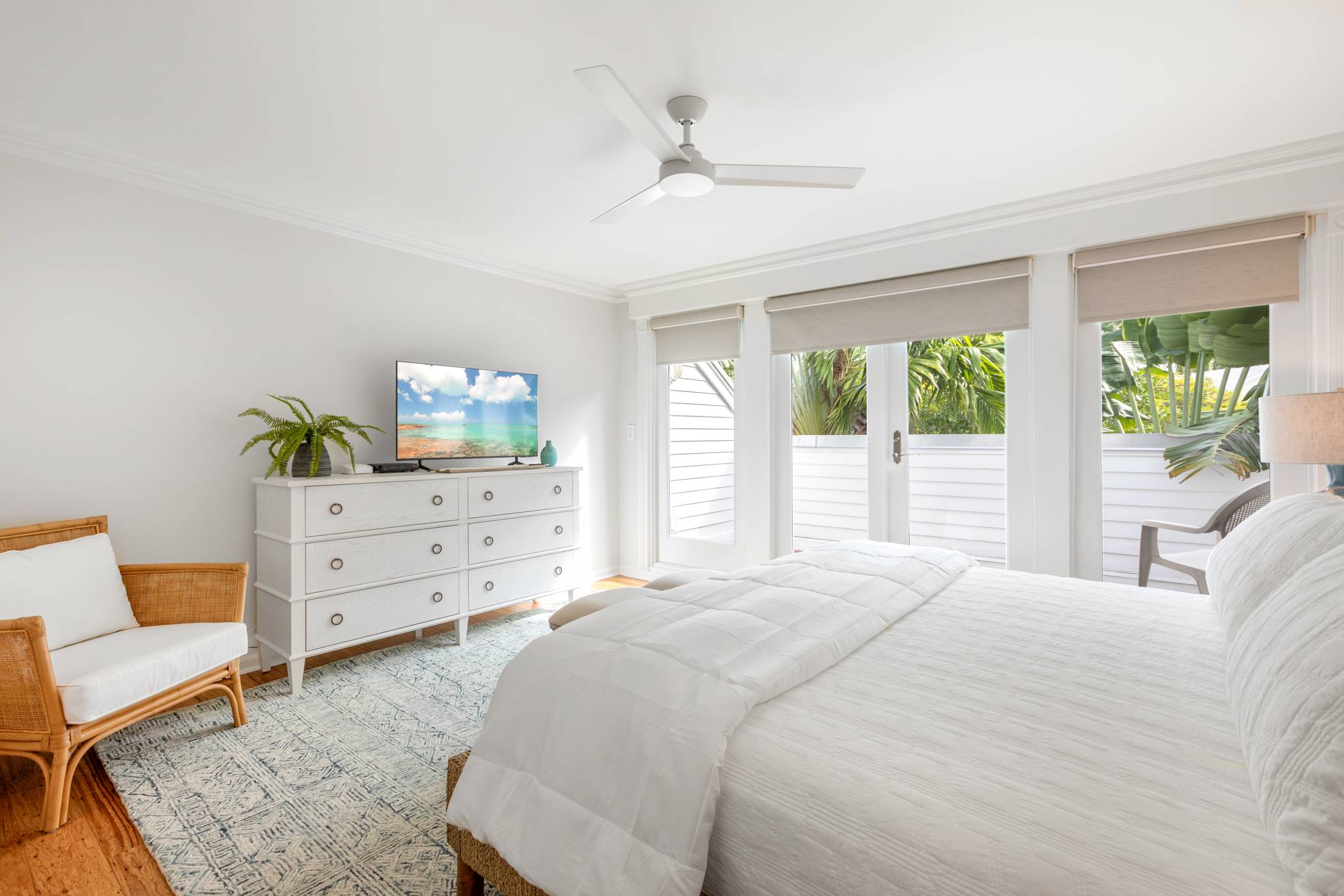 TROPICAL FRONT ~ Top Notch! | Best of Key West Rentals