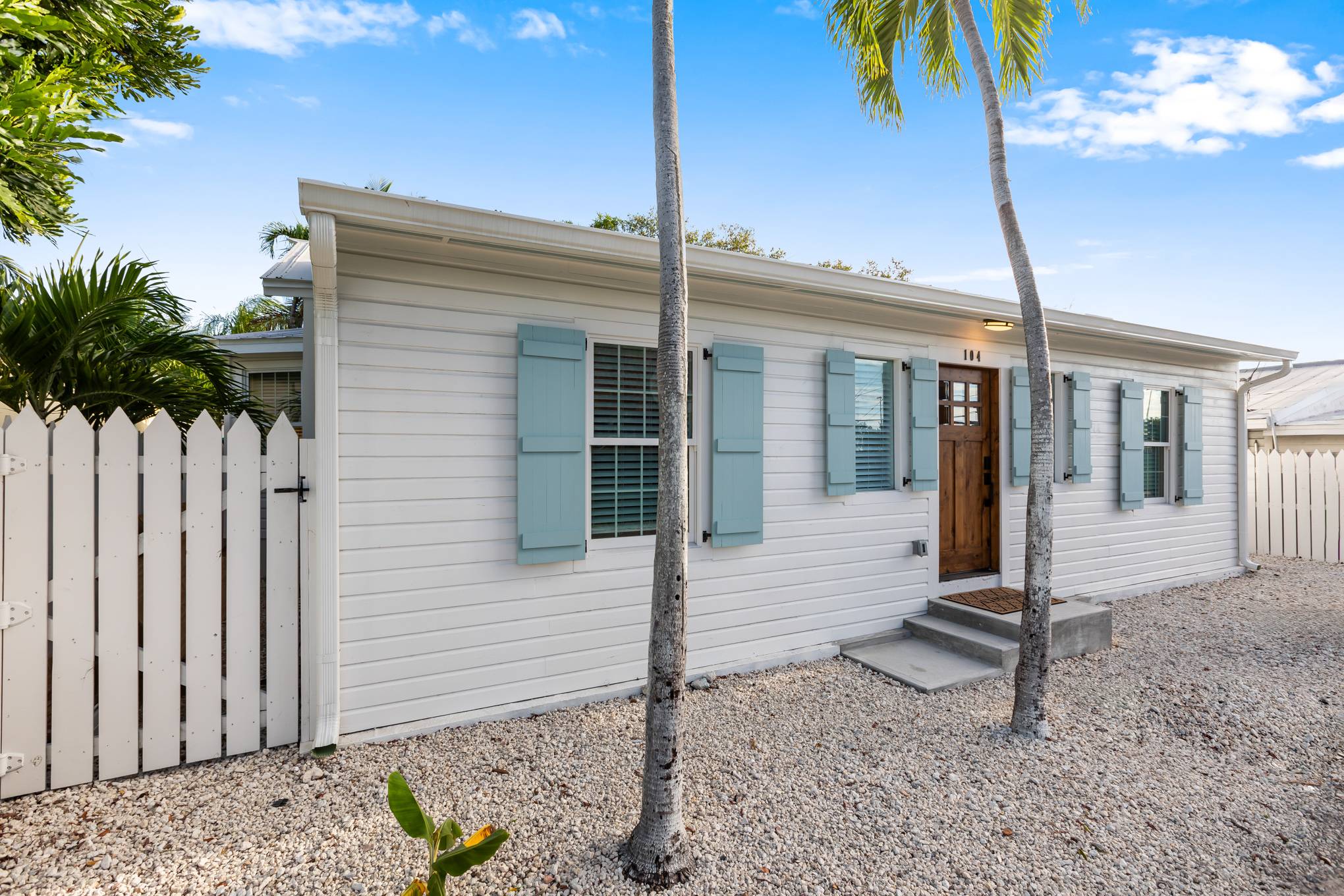 SWEET LIKE SUMMERTIME ~ Bahama Village Escape! | Best of Key West Rentals