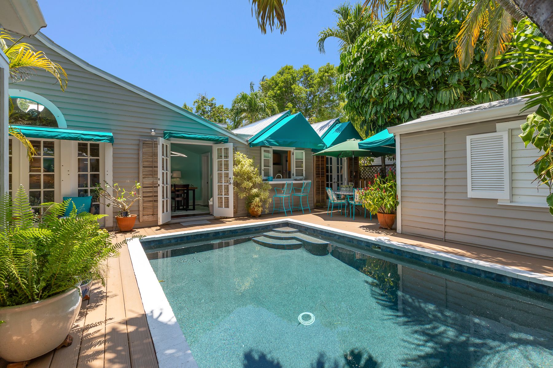 LONE PALM COTTAGE ~ Time to Unwind! | Best of Key West Rentals