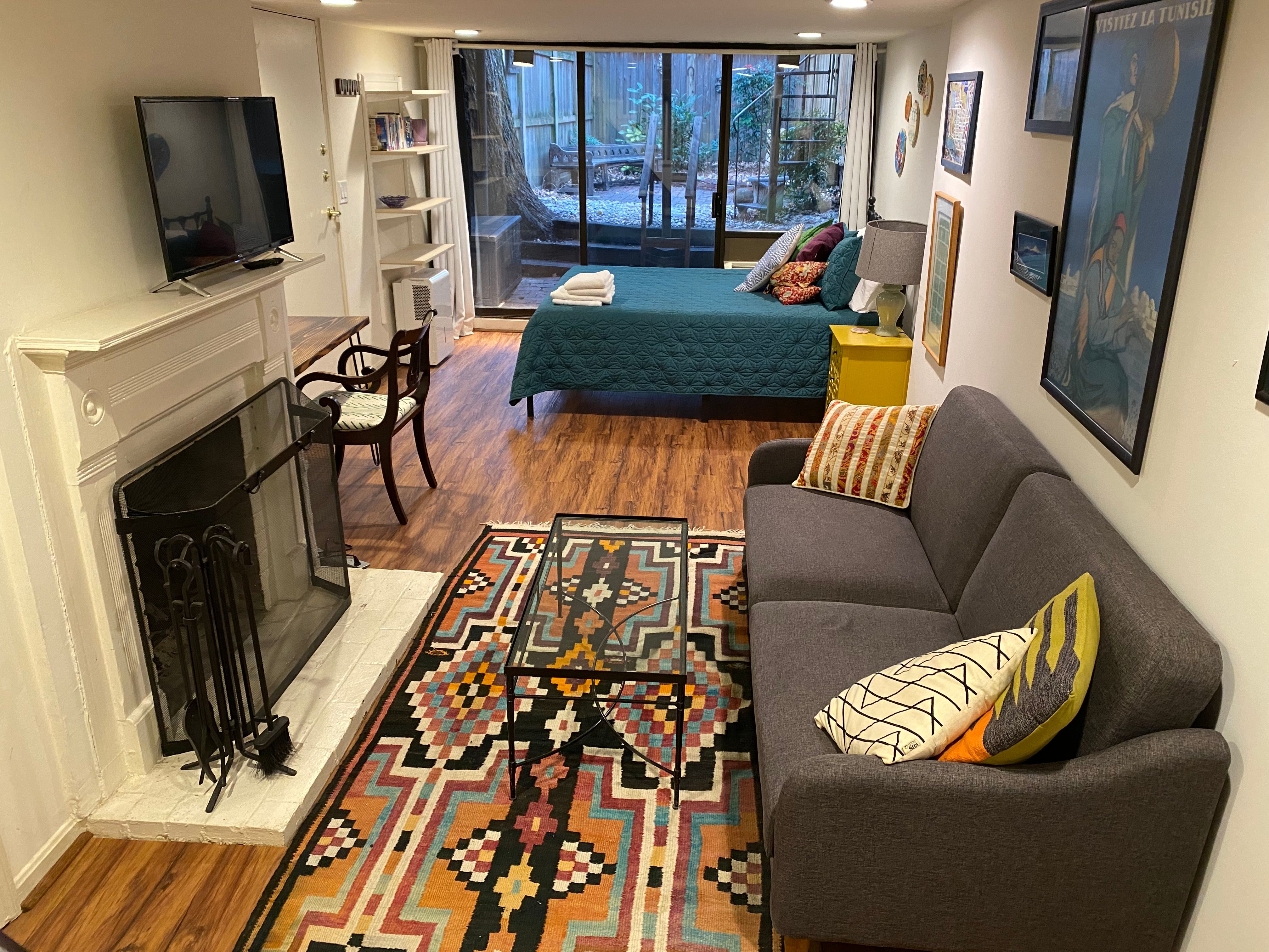 Georgetown Quaint Home | Charlotte’s Web and LUXbnb