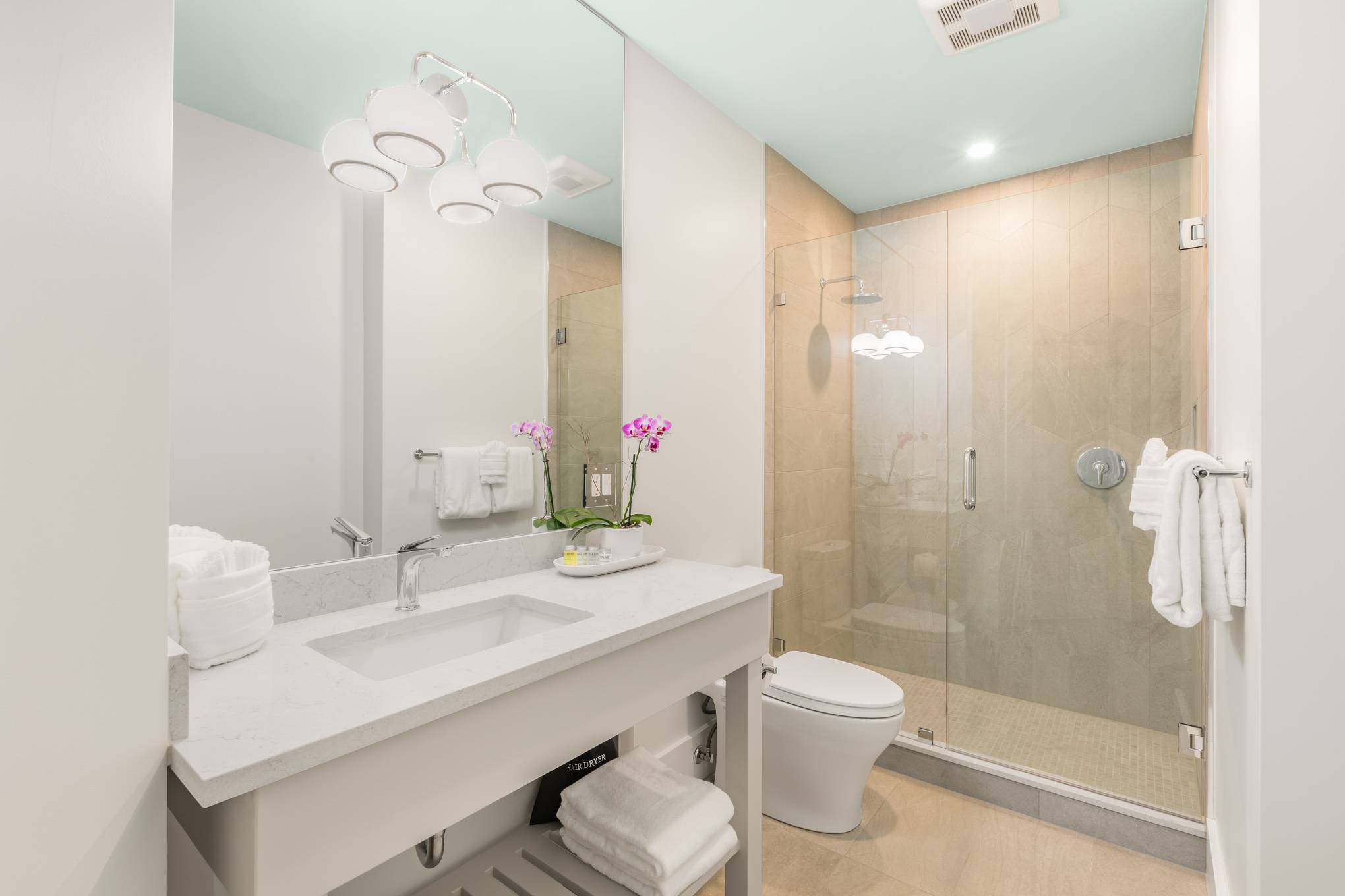 NUMBER ELEVEN @ Scarlet Mango Inn Key West | Dwell Key West