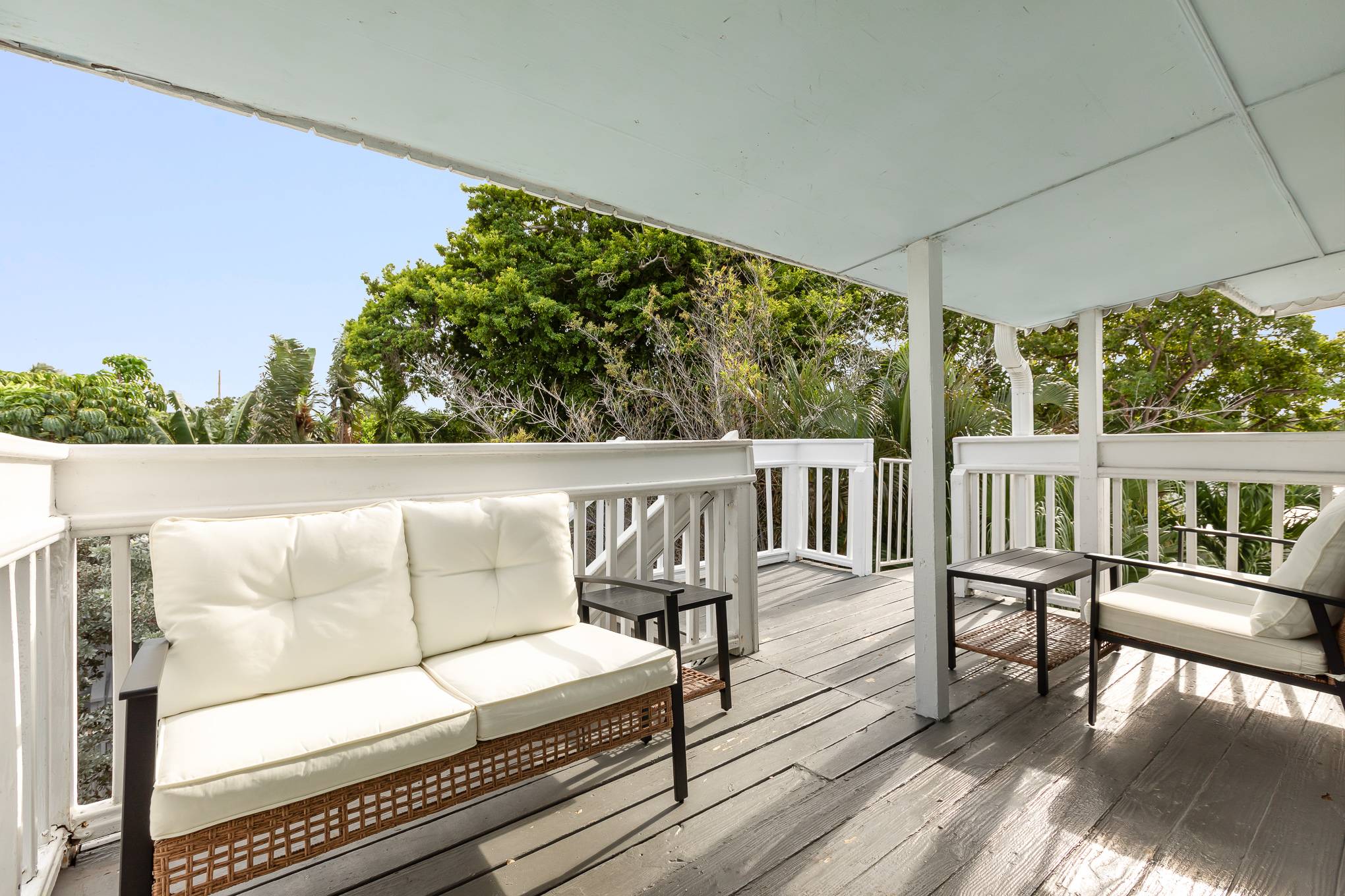 THE CORNISH SUITE @ Inn on Fleming Key West! | Dwell Key West