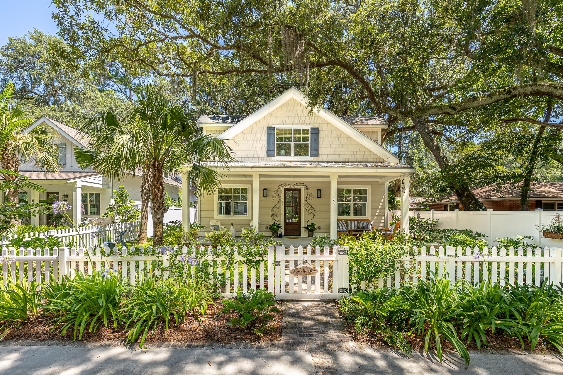 Oak Isle Cottage | Real Escapes Properties