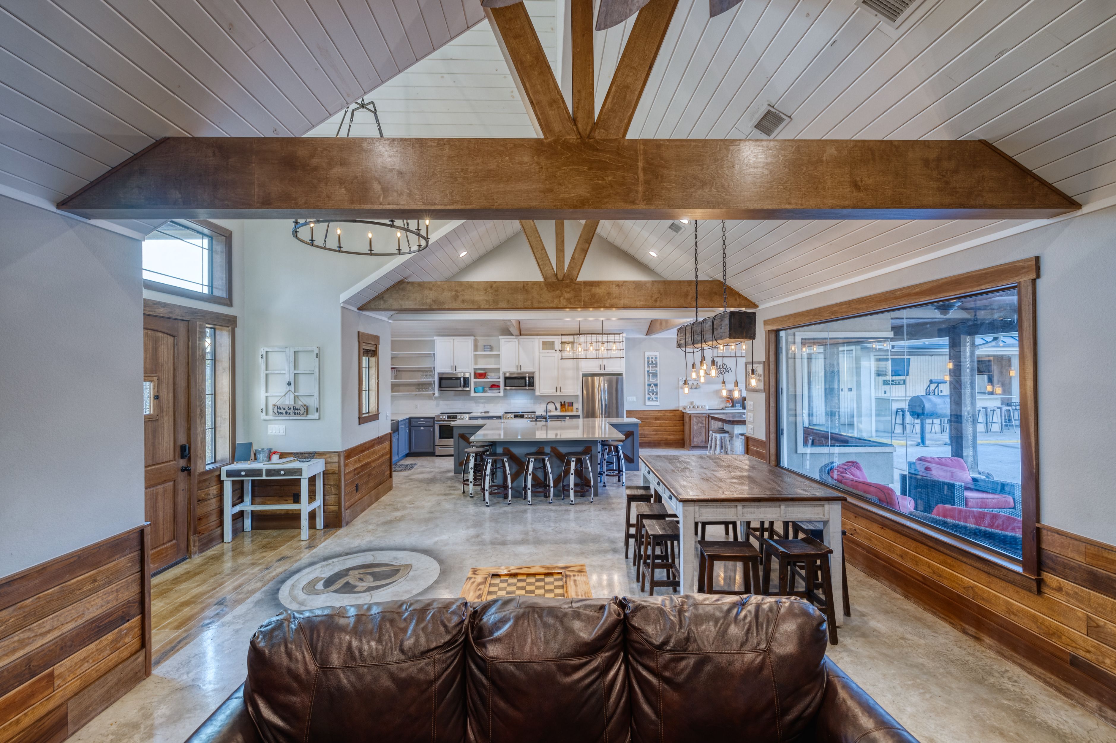 Double Shotz | Frio Premier Rental Homes