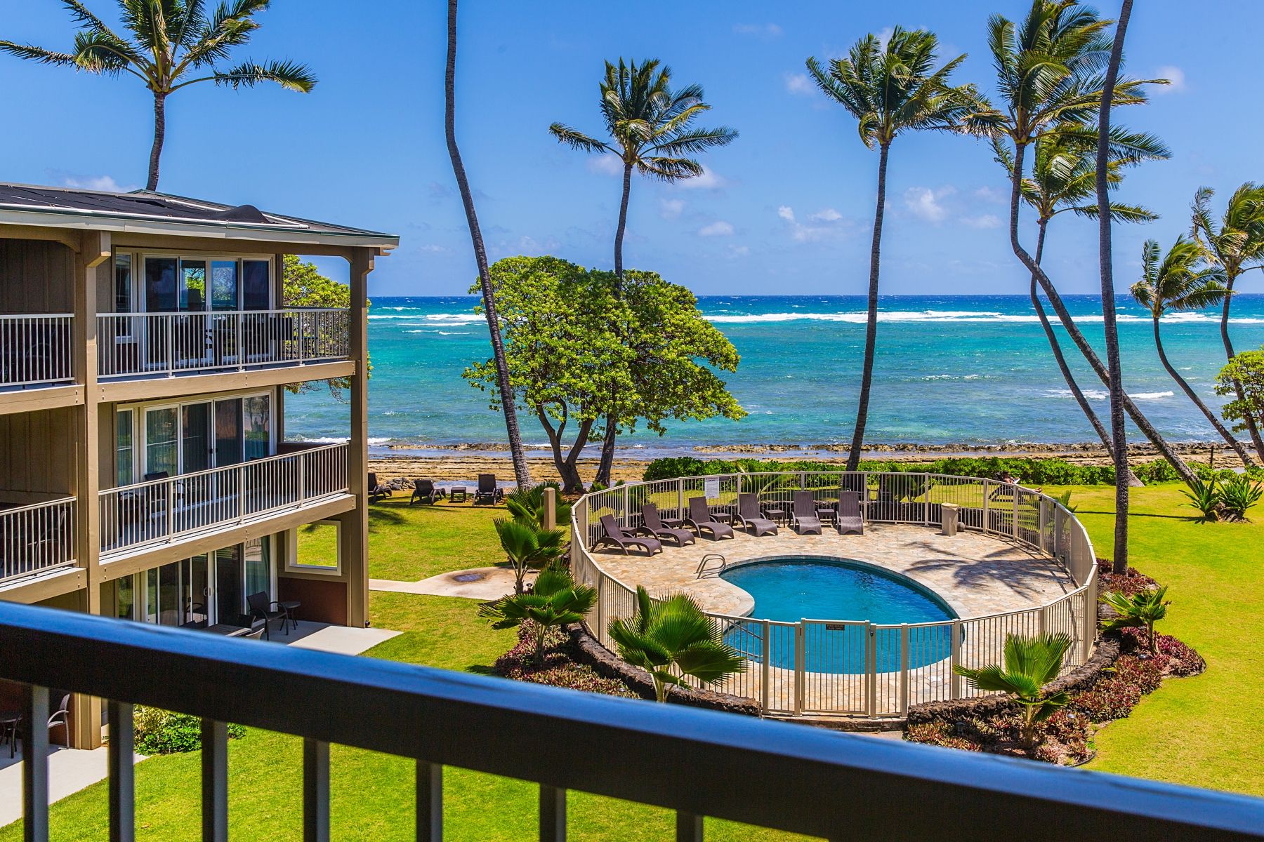 Kauai Kailani #308, Oceanfront, AC, 3rd/Top Floor | Garden Island ...
