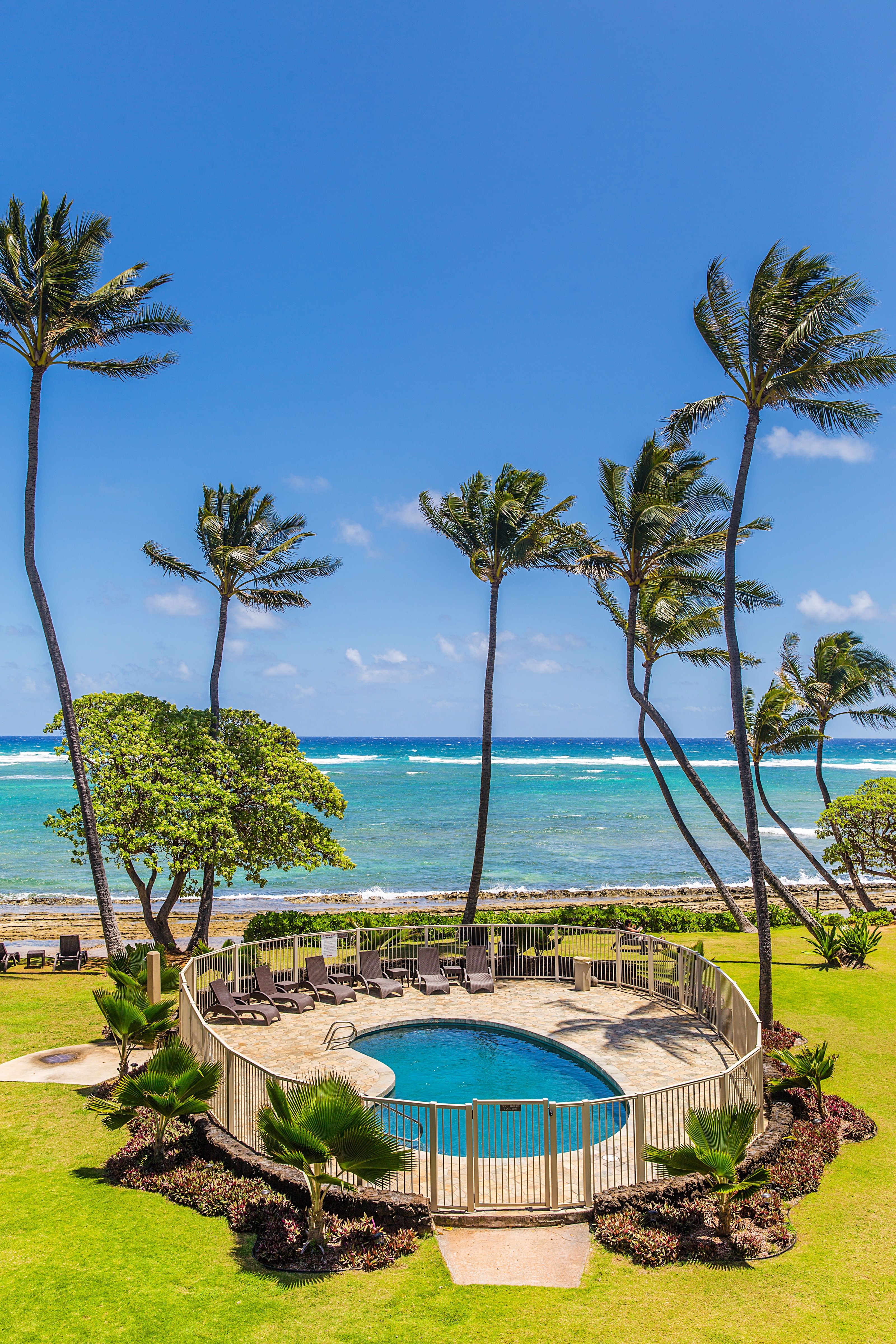 Kauai Kailani #308, Oceanfront, AC, 3rd/Top Floor | Garden Island ...