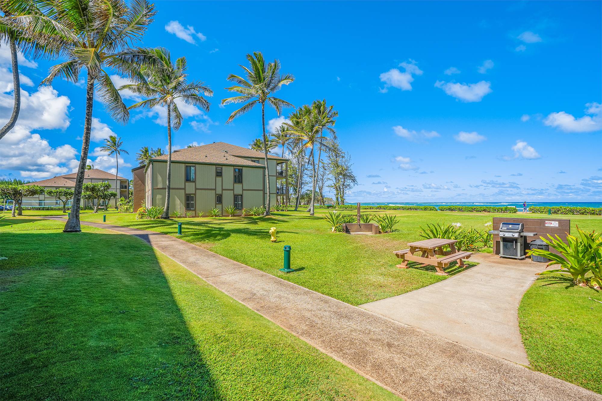 Pono Kai Resort B304 Oceanfront, Top Floor | Garden Island Properties ...